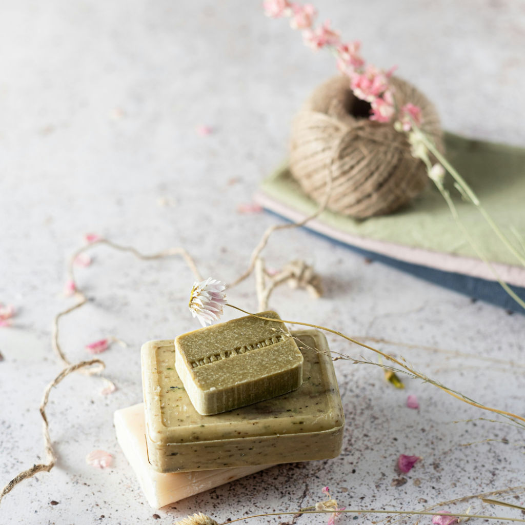 Bar soap vs body wash vs shower gel – Which is the best for your skin?