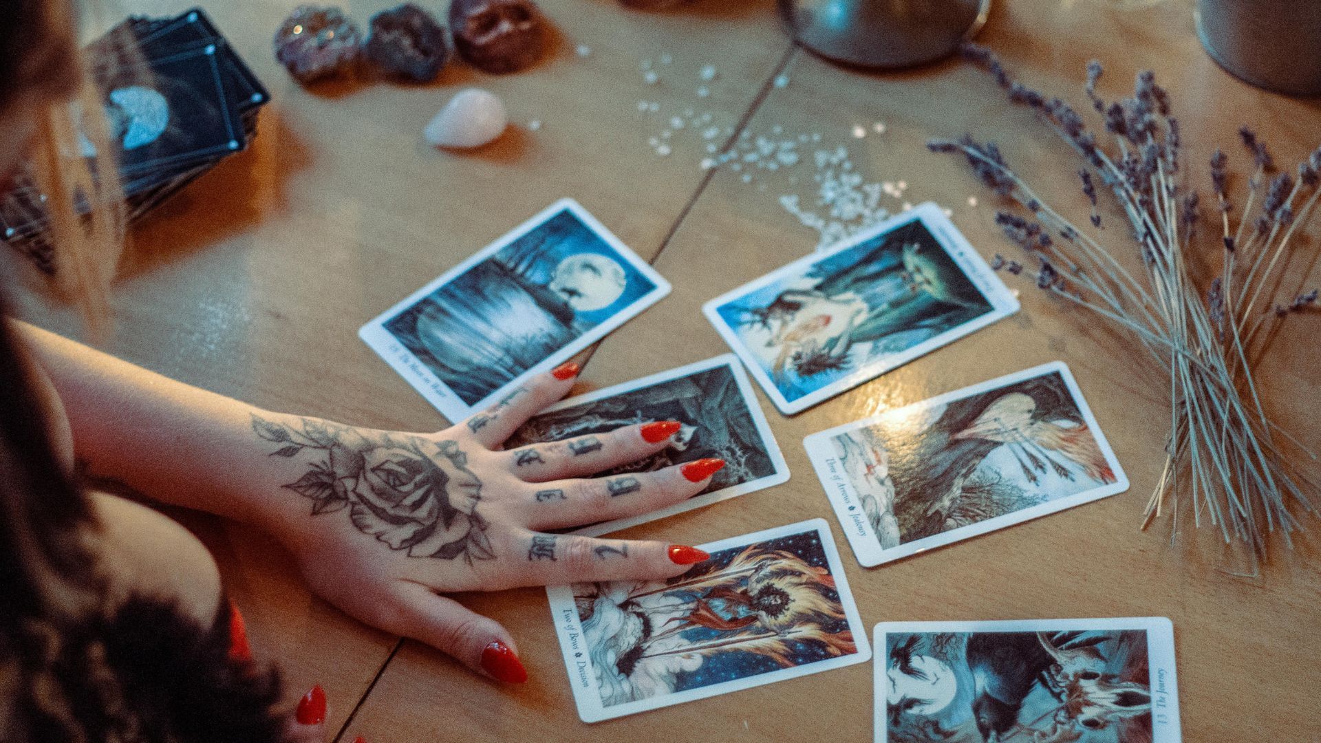 What is angel card reading and how is it different from tarot card reading?