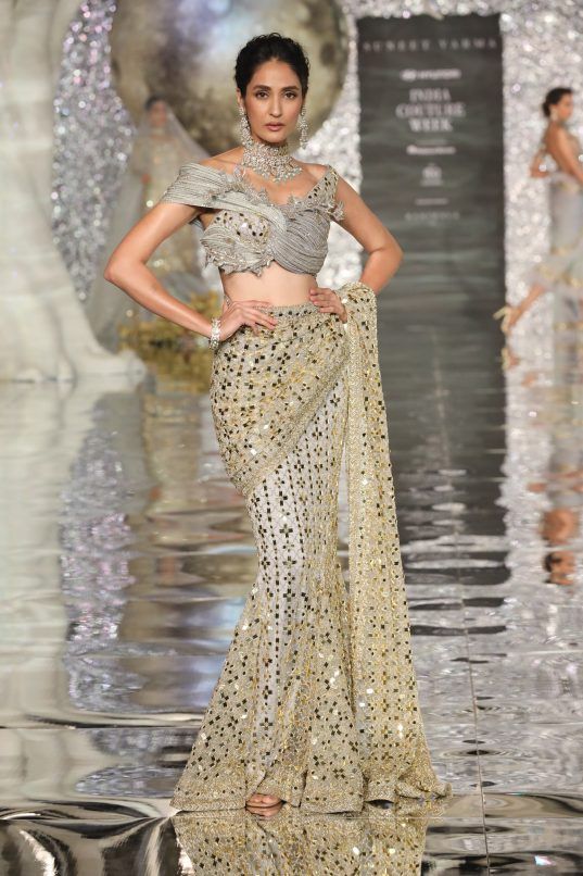 Suneet Varma showcases "Nazm" at the FDCI India Couture Week 2024