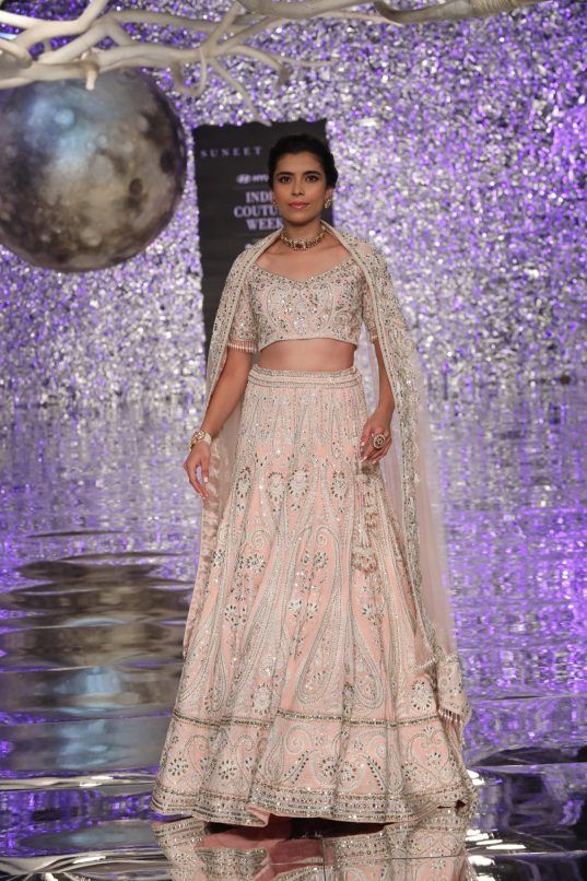 Suneet Varma showcases "Nazm" at the FDCI India Couture Week 2024