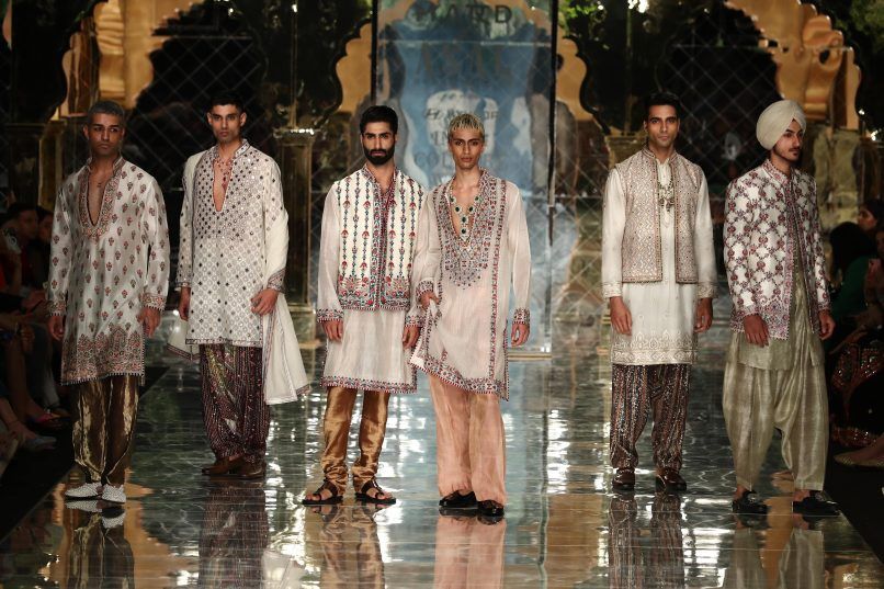 Abu Jani Sandeep Khosla's 'Disco Mujra' kickstarted ICW at its OTT best