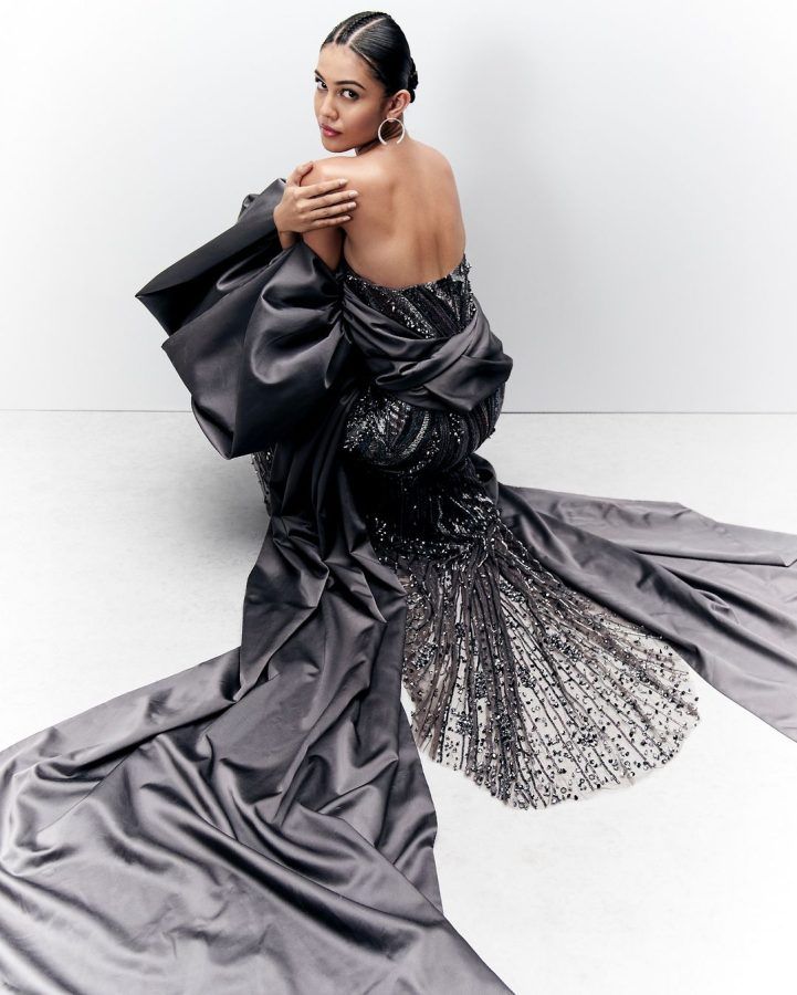 Dawn breaks at FDCI ICW with Gaurav Gupta’s 'Arunodaya'