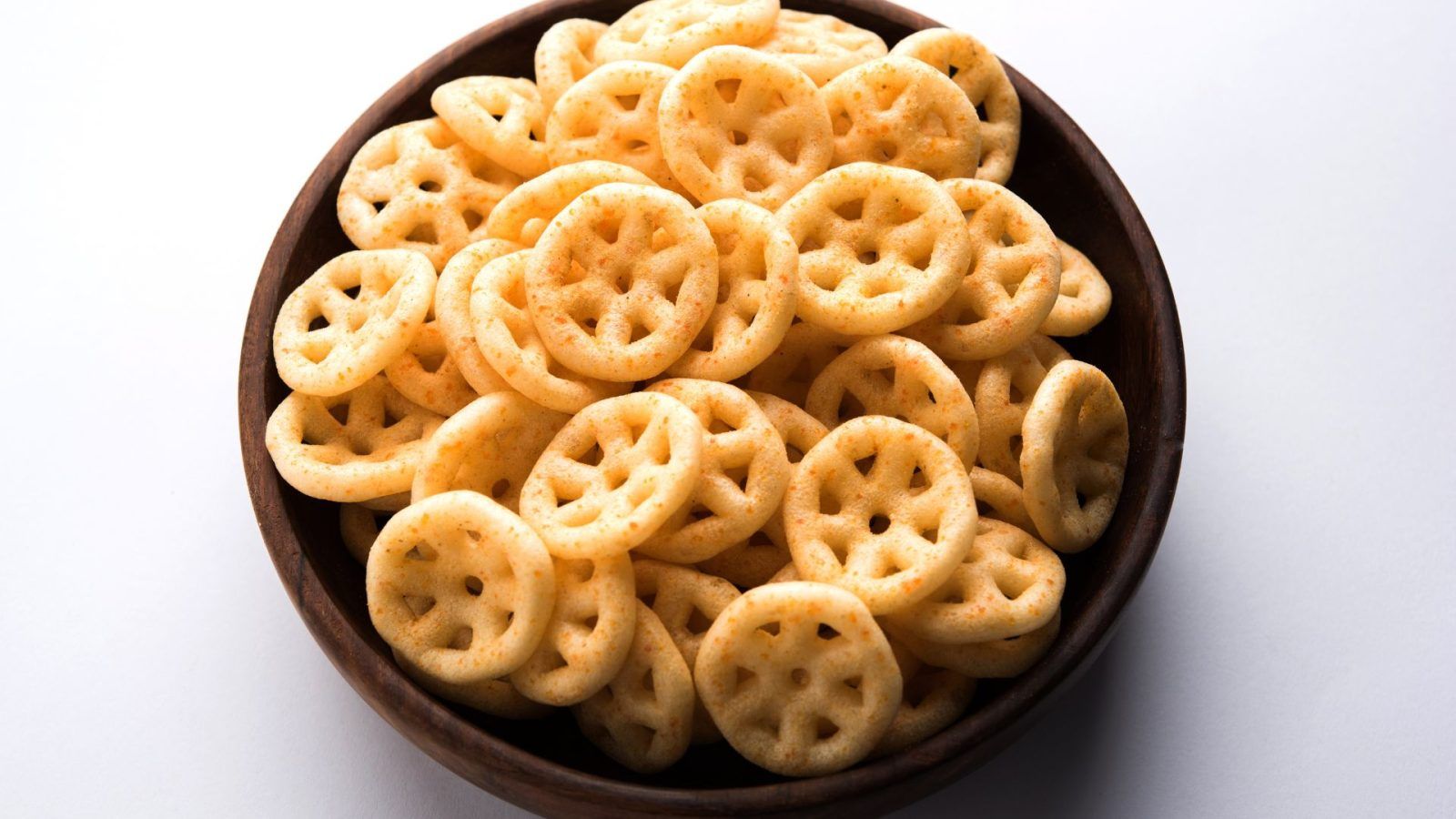 10 Popular Singaporean snacks that are a must-have | Lifestyle Asia India