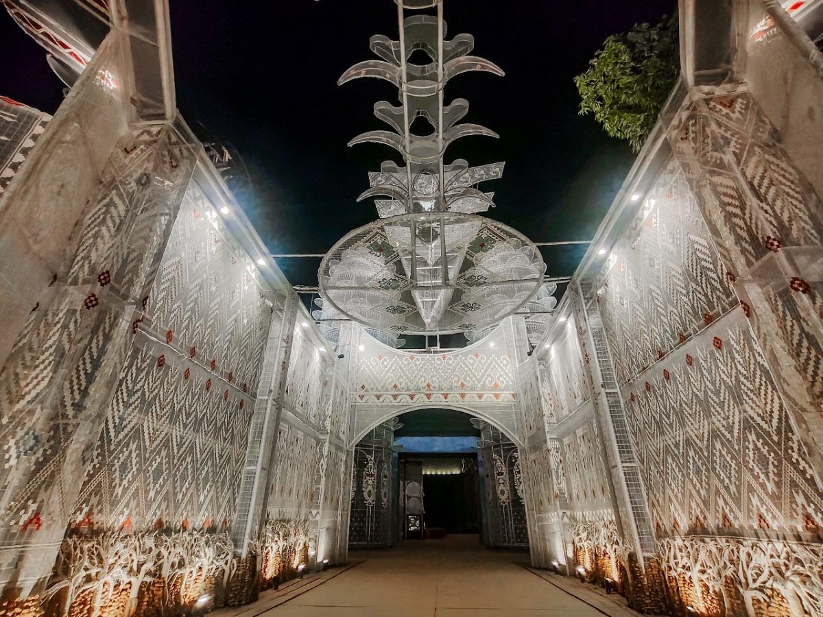 A Durga Puja pandal's tribute to Bengal’s most beloved weave, Jamdani