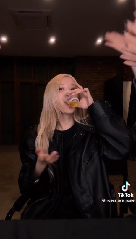 Learn the Korean drinking game behind BLACKPINK Rose's song, Apt