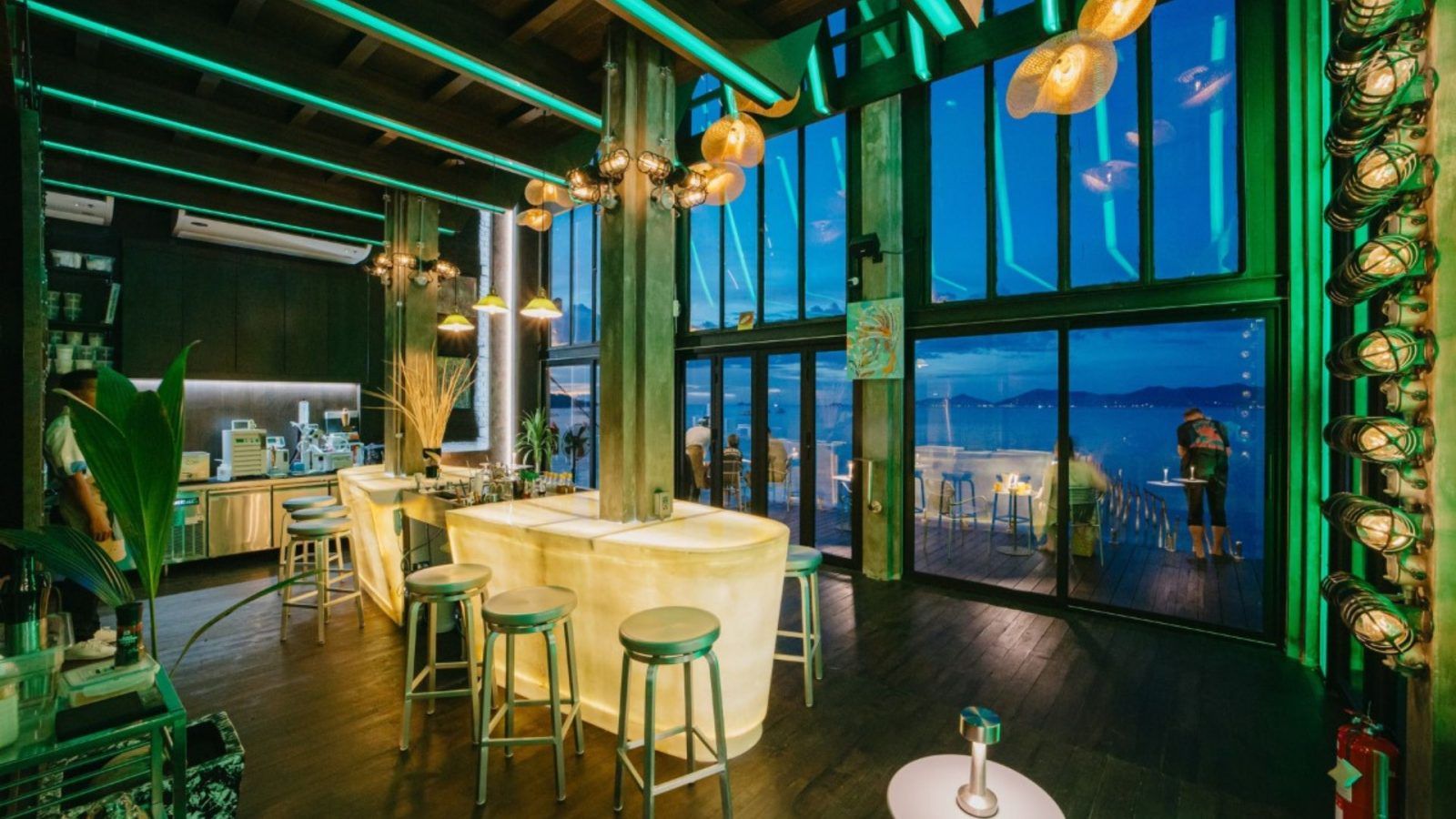 Bars in Koh Samui: Sip the best cocktails here | Lifestyle Asia India