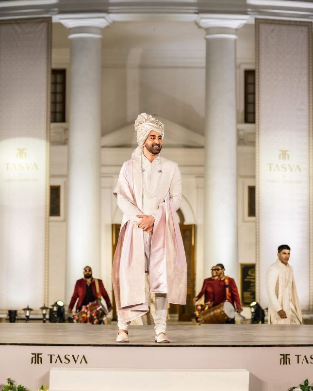 Fashion and art is peeping through the pillars of the Travancore House