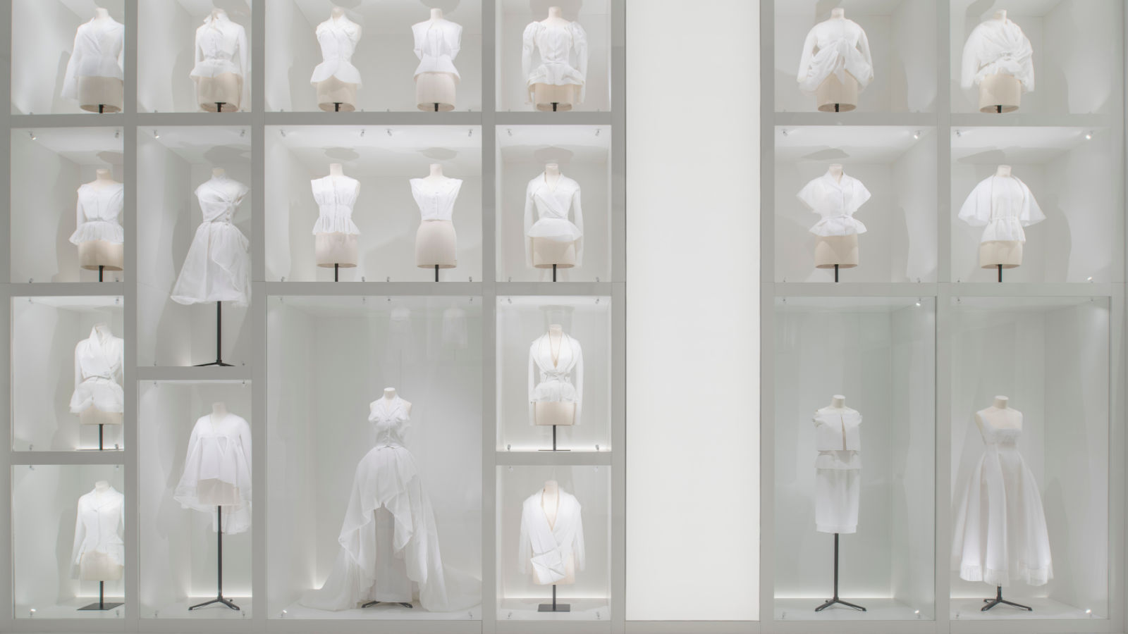Highlights of the Dior exhibition in Riyadh Saudi Arabia