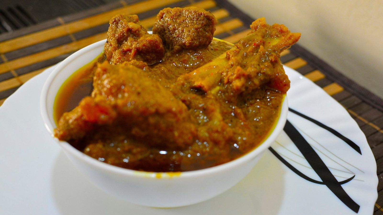 Popular Indian foods that pair well with Indri whiskey