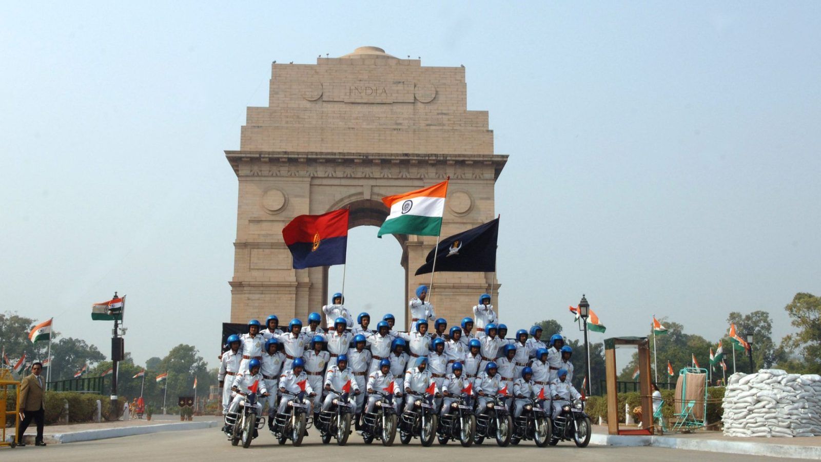 Republic Day Parade in Delhi: Tickets, how to watch and more | LSA IND