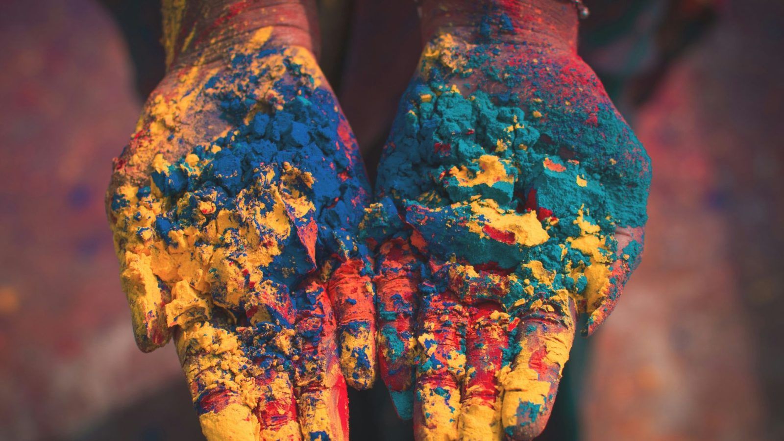 Lucky colours for zodiacs to play with during Holi 2025 | Lifestyle ...