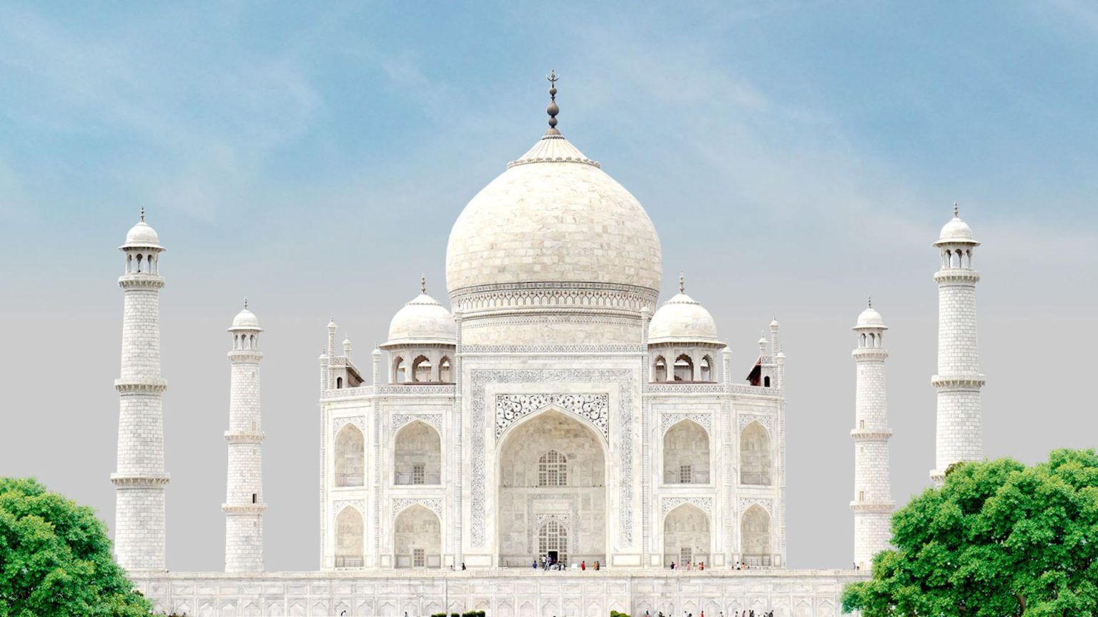 10 famous buildings in India that define the country’s melting pot nature