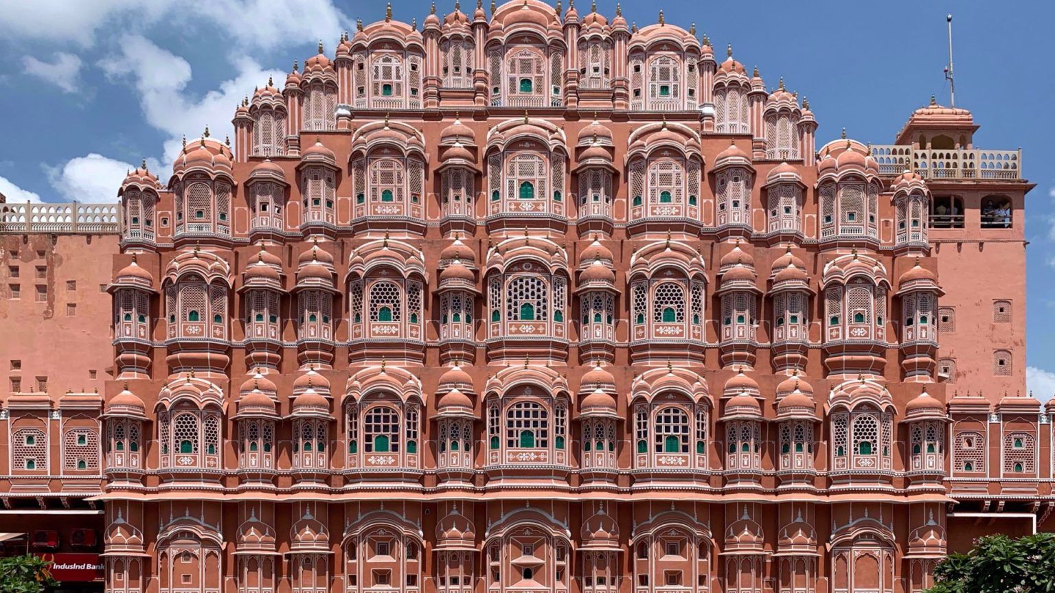 10 famous buildings in India that define the country’s melting pot nature