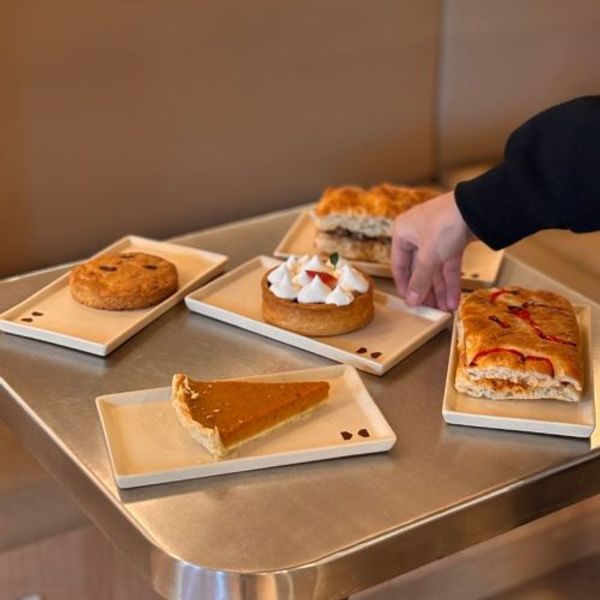 Best cafe in Karkardooma, Delhi: Meltado, Cafe Wink and more