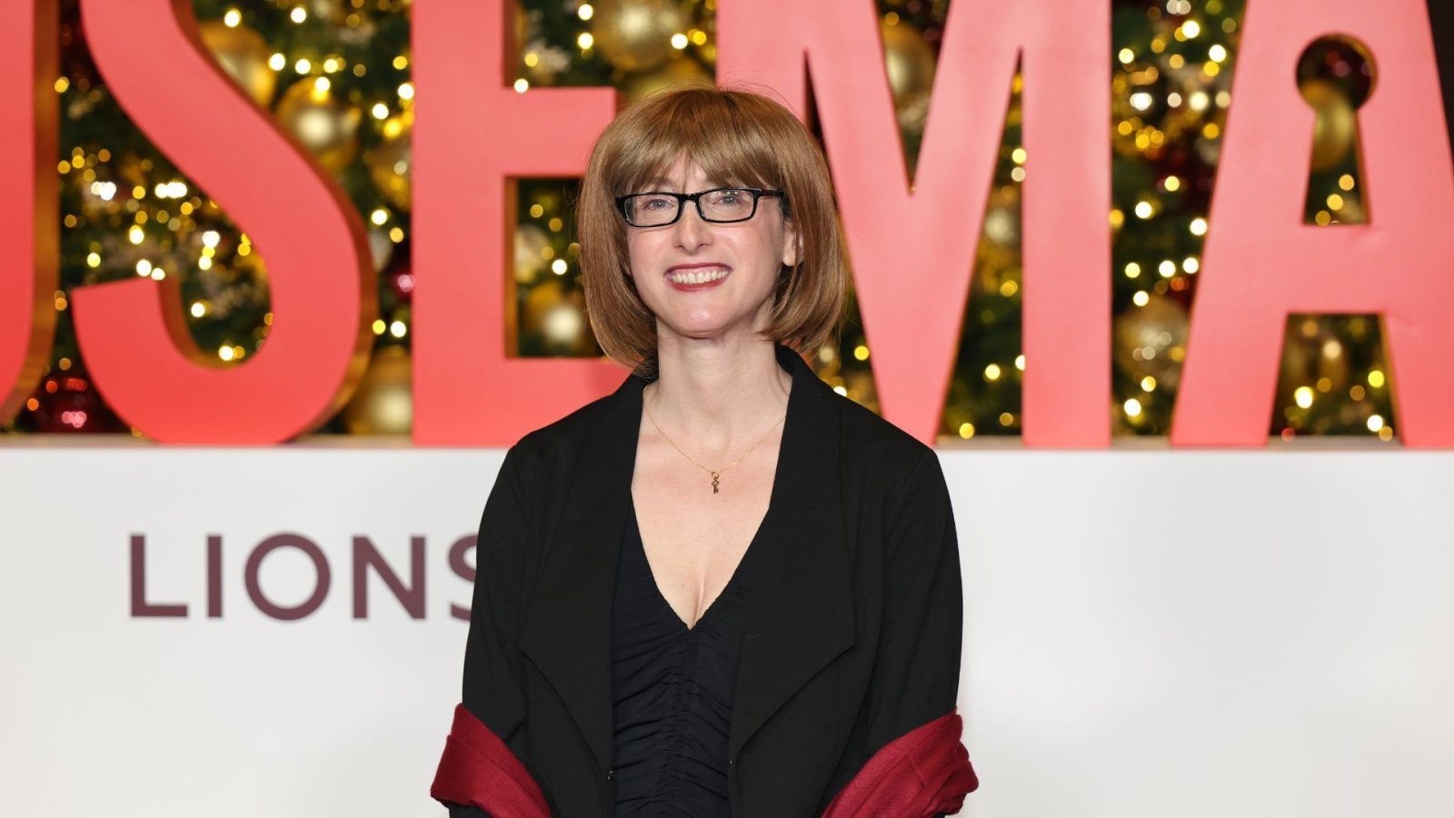 Who is thriller author Freida McFadden's secret identity? | LSA IND