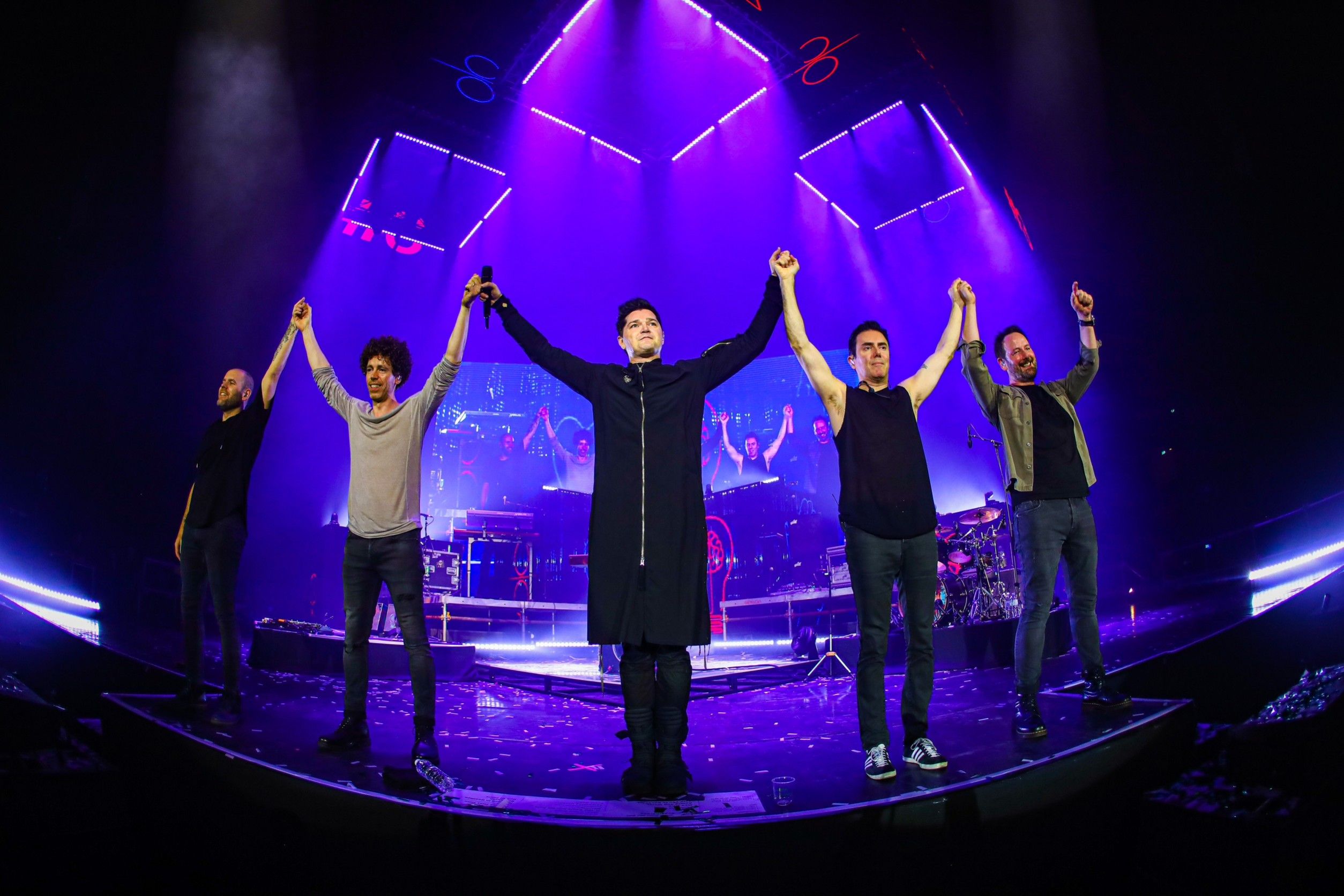 The Script คอนเสิร์ตขาดความกริบที่เสียงร้อง แต่ได้ความเรียลเหมือนเจอ ...