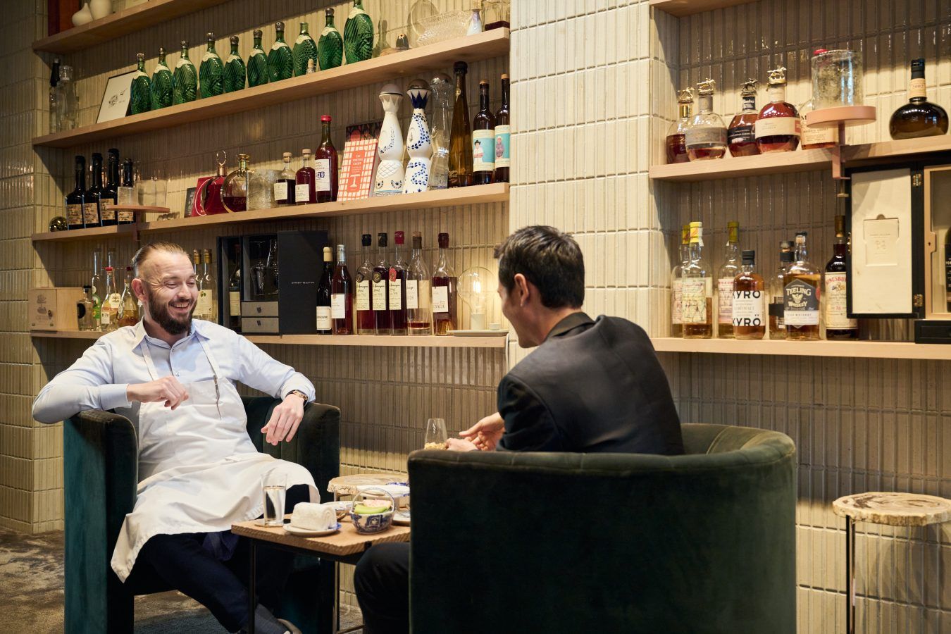 ตามรอยอาหารในสิงคโปร์ไปพร้อมซีรีส์ Food Affair with Mark Wiens มาร์ค วีนส์