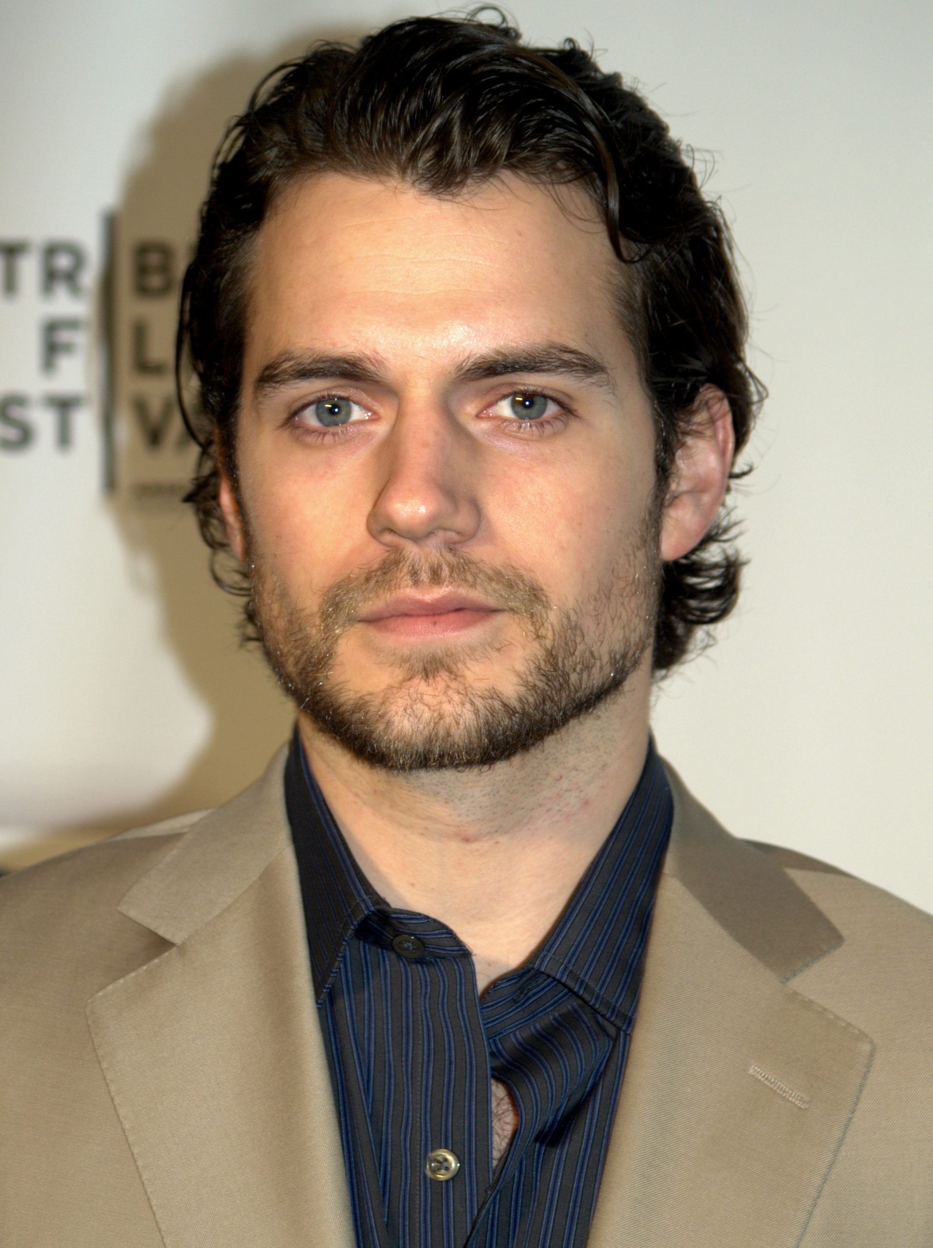 เฮนรี คาวิลล์ (Henry Cavill) สุดช็อก! จบแล้วกับ Superman