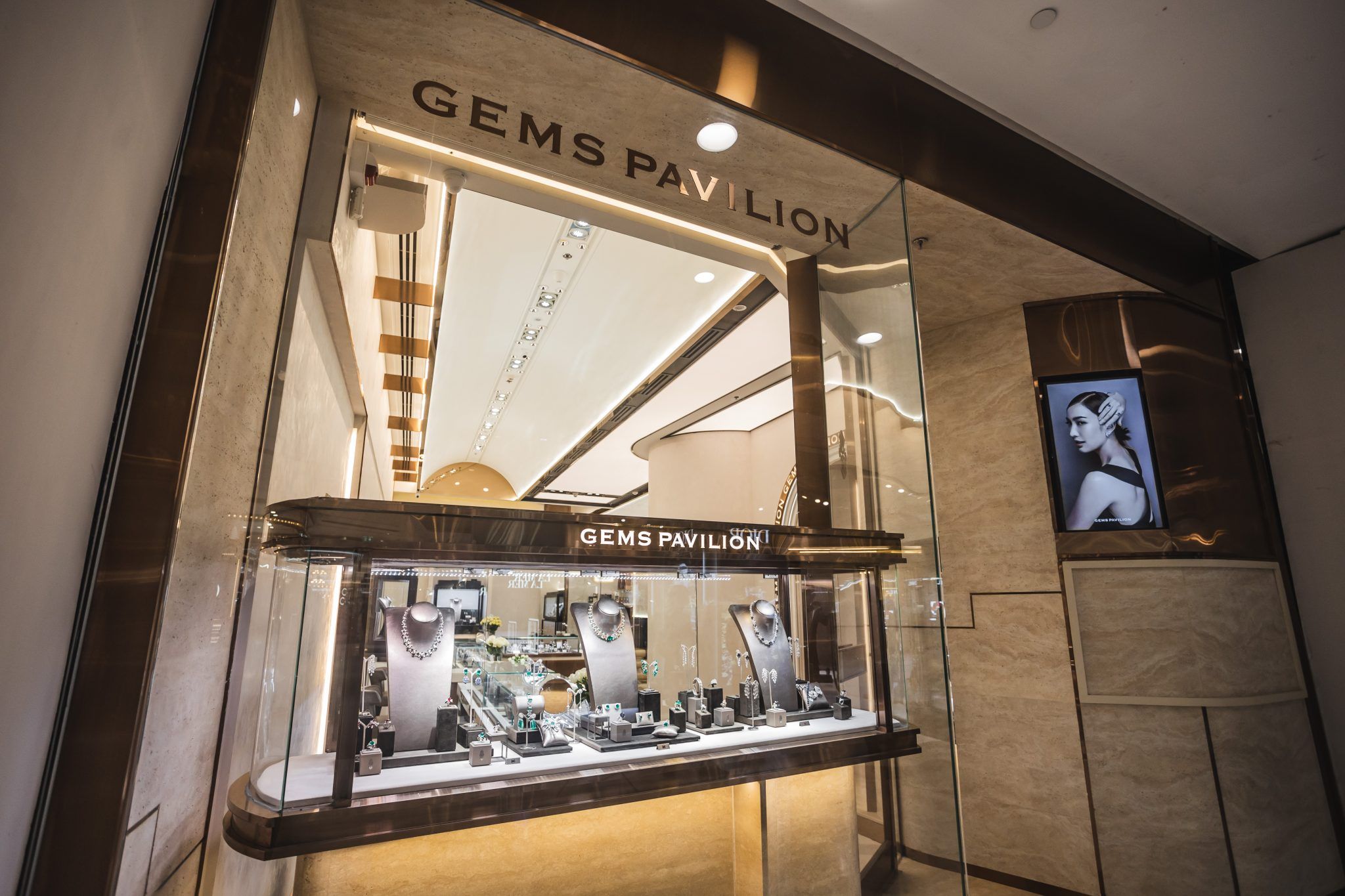 Gems Pavilion ถ่ายทอดความสุขของการสวมใส่ จิวเวลรี่ ในทุกวันบนบูติกแห่งใหม่