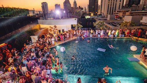 Pool Party กรุงเทพ 5 ที่ที่ควรไปสนุกสุดเหวี่ยง
