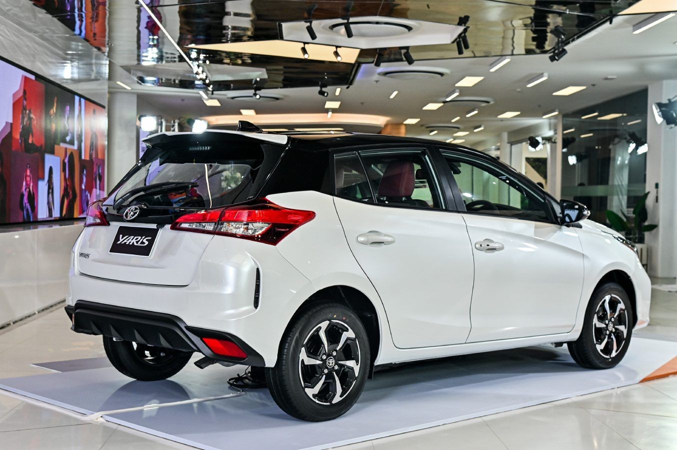 Toyota Yaris 2023 รุ่นปรับโฉมที่คุณจะได้เลือกชุดแต่ง 3 แบบ