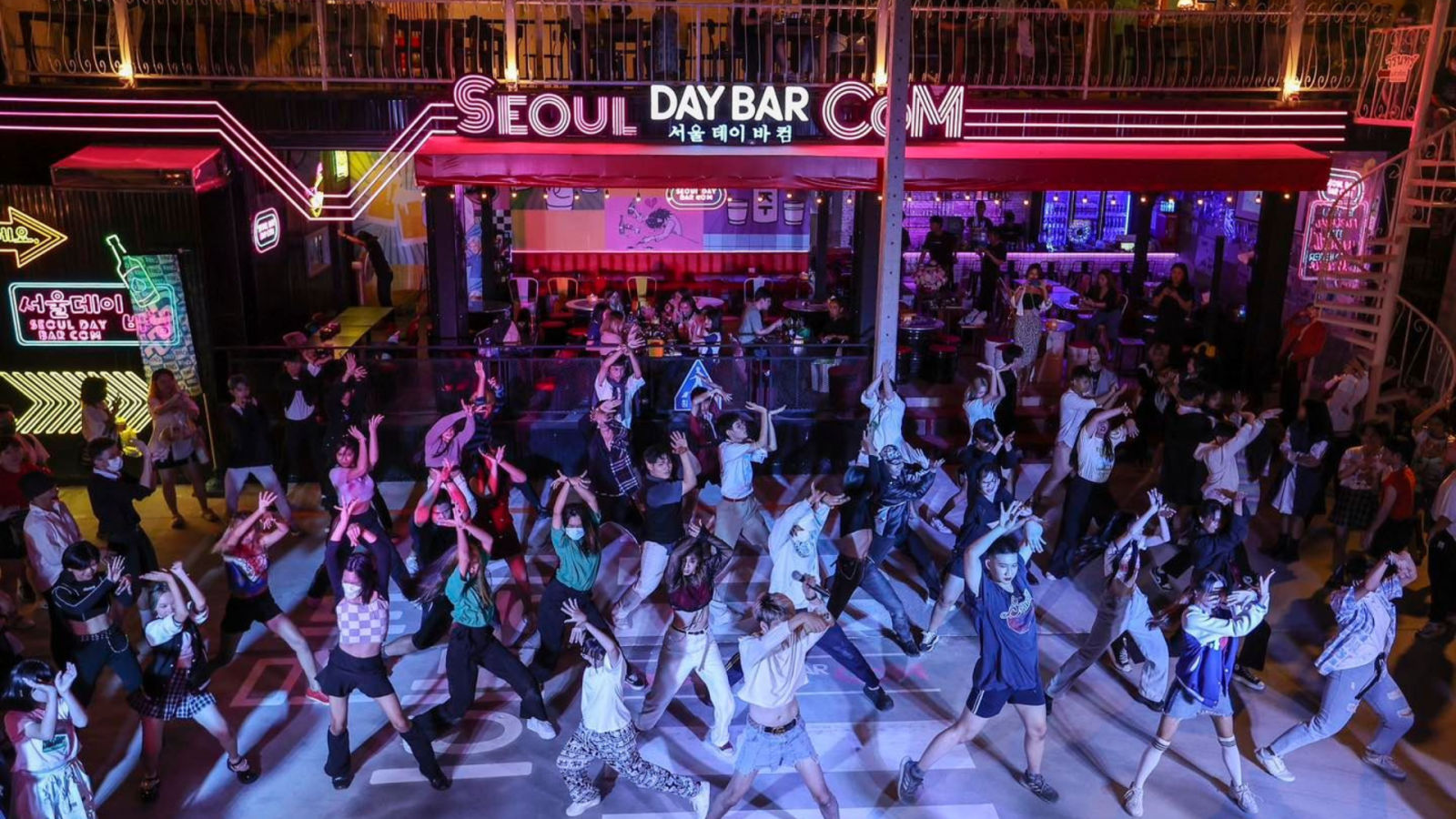 5 บาร์สไตล์เกาหลี แนว KPOP ที่ต้องชวนเพื่อนไปออก Step Dance!