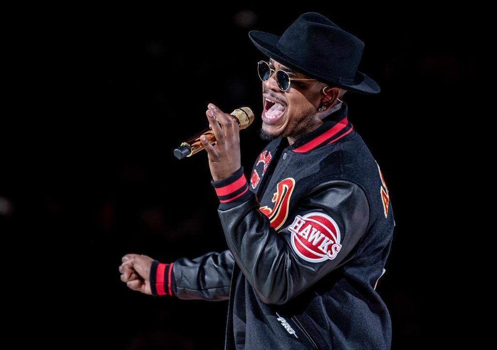 ขยับเข้ามา"Closer"โยกจังหวะ"So Sick"กับSexy Manใน Ne-Yo live in Bangkok