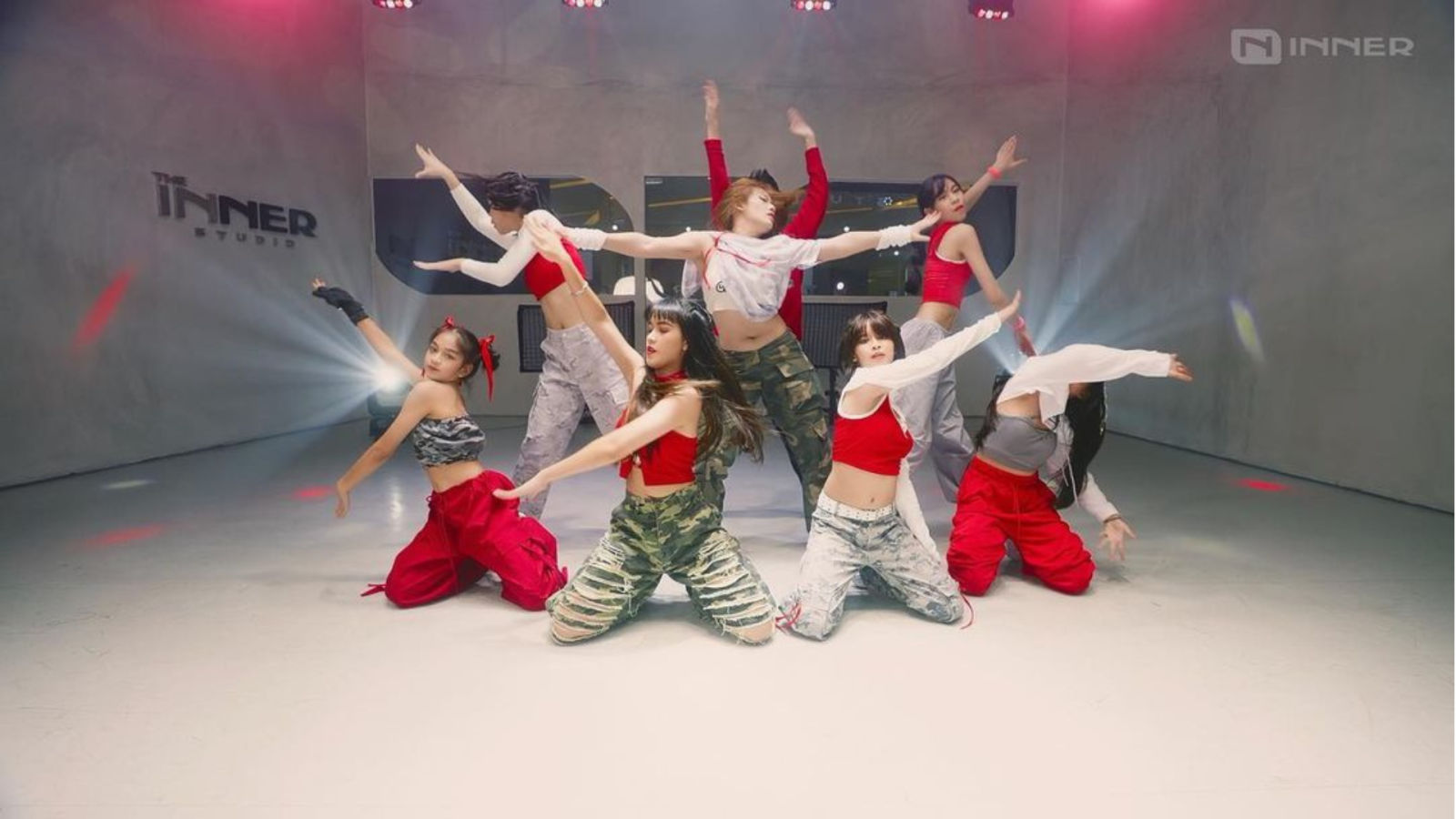 5 Dance Studio เพิ่ม Skill Step Dance ไปมันส์กับ Blackpink Encore Concert