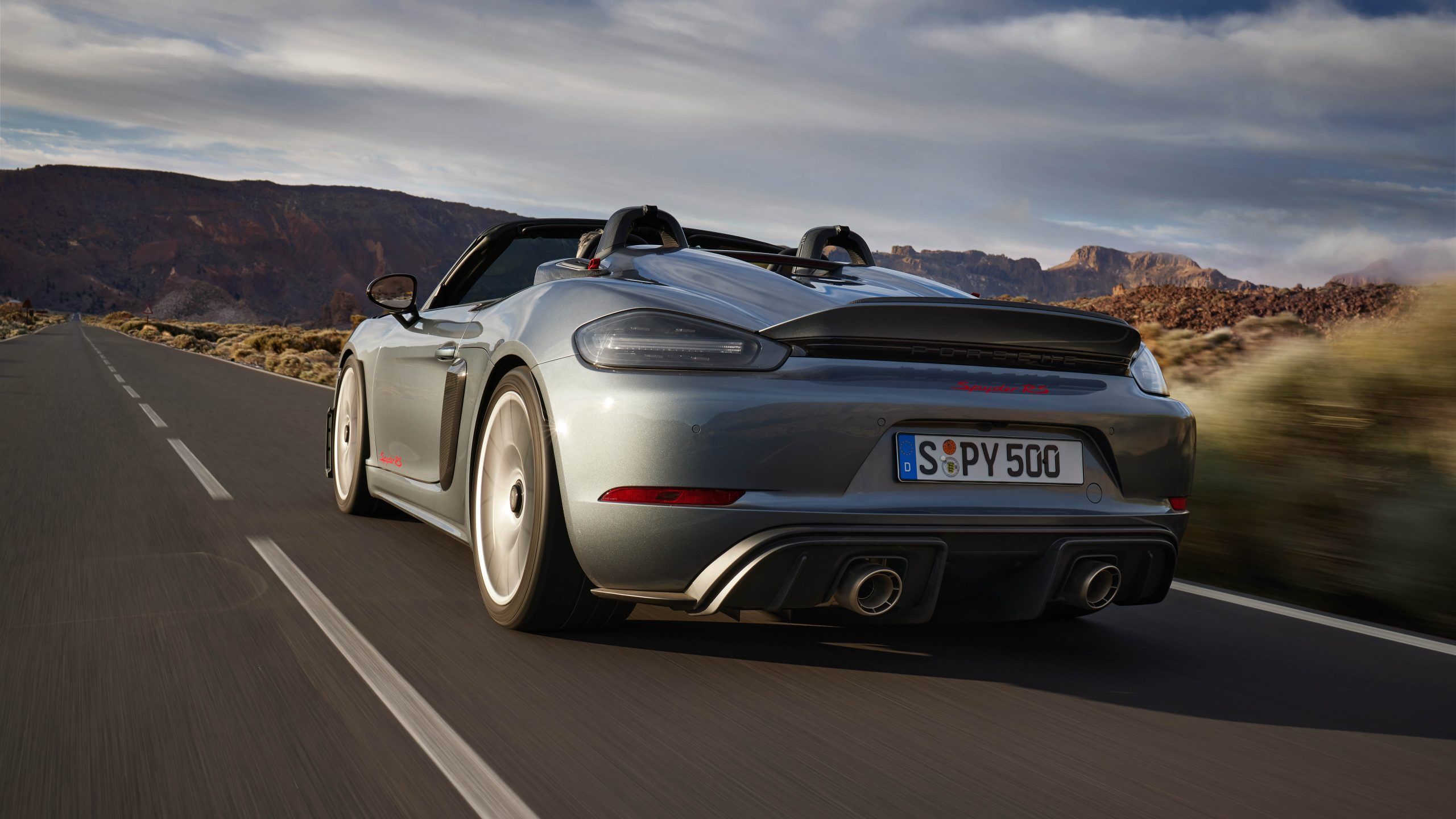 Porsche 718 Spyder RS ใหม่ สปอร์ตเปิดประทุน ขุมพลังเครื่องยนต์วางกลาง