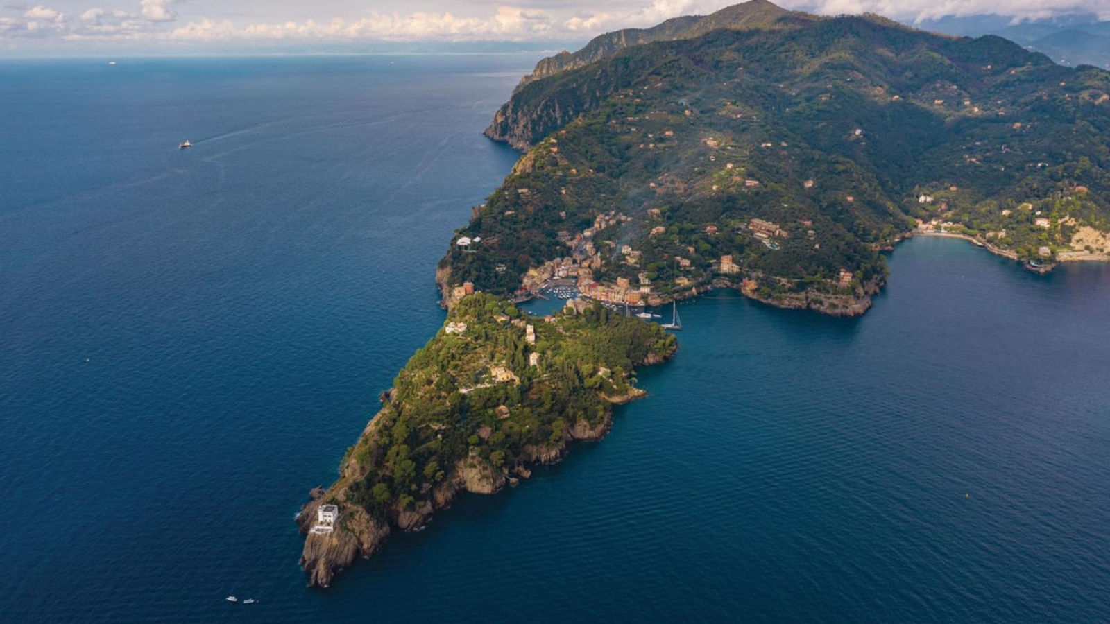 เสน่ห์เมืองท่าเรือที่สุดการพักผ่อนในอิตาลี ณ Splendido Mare, A Belmond ...