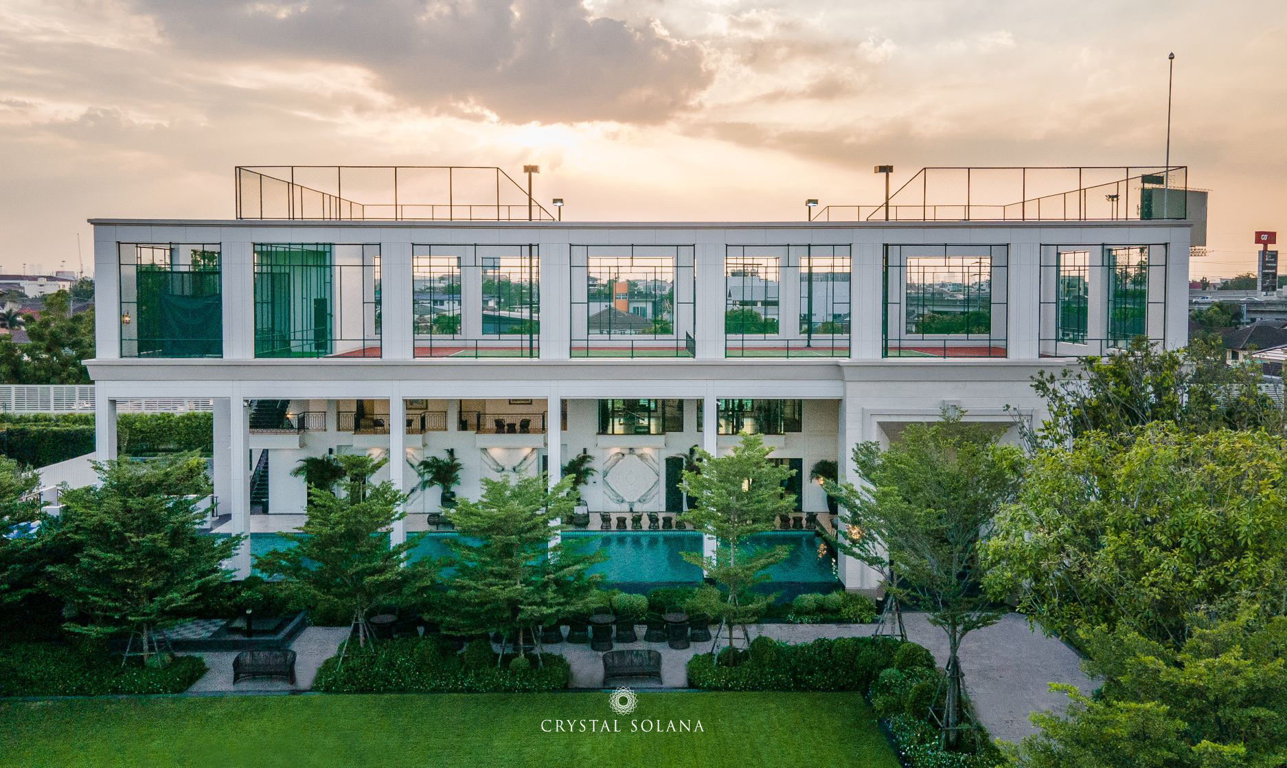 ส่องคฤหาสน์หรู Ultra Luxury สไตล์ Art Deco: Crystal Solana หลังละ 125 ล้าน!