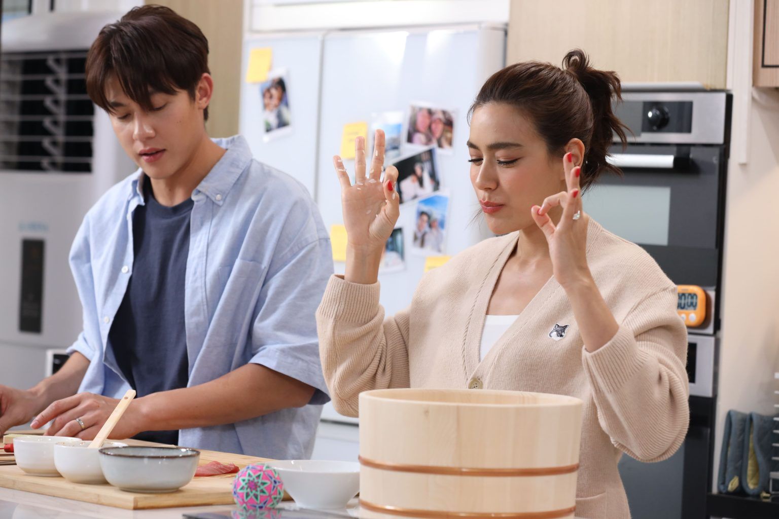 สัมภาษณ์คู่รักมือใหม่หัดทำกับข้าว ก่อนดูซีรีส์ MARKKIM + CHEF