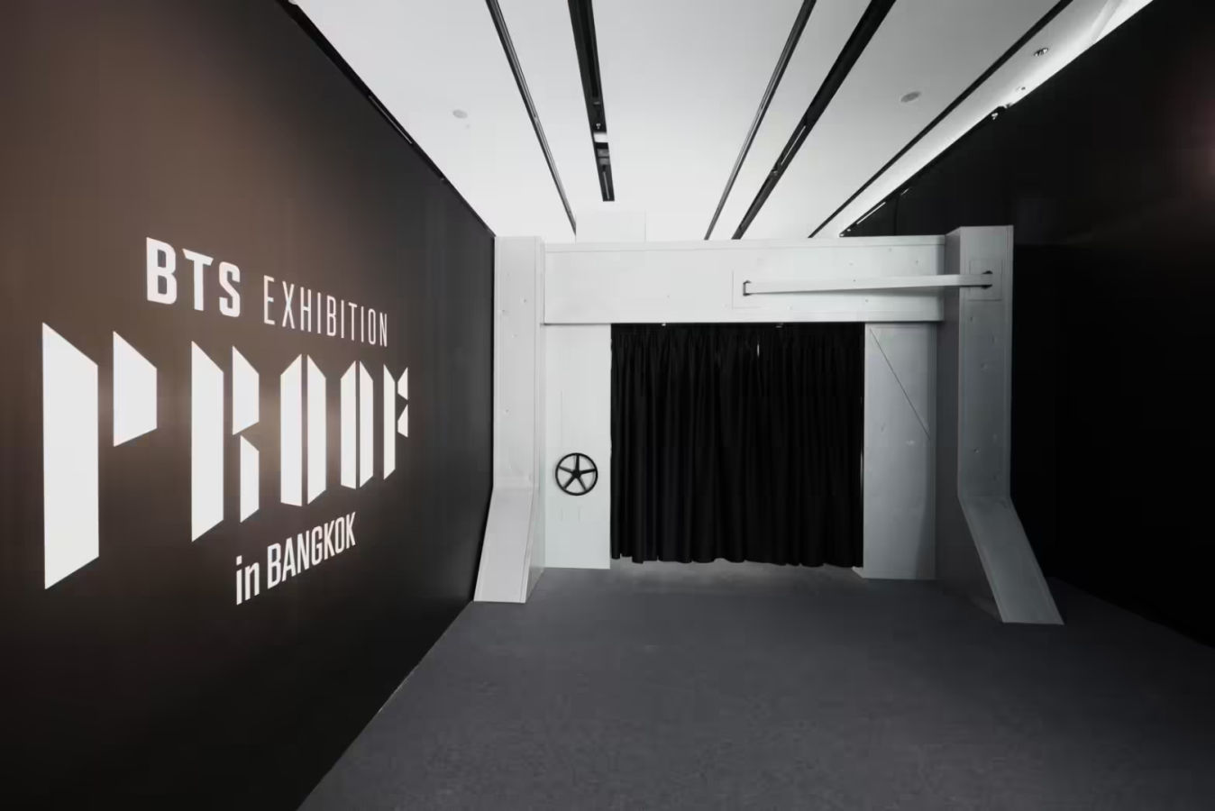 BTS EXHIBITION : Proof in BANGKOK” นิทรรศการ ฉลอง 10 ปี วง BTS