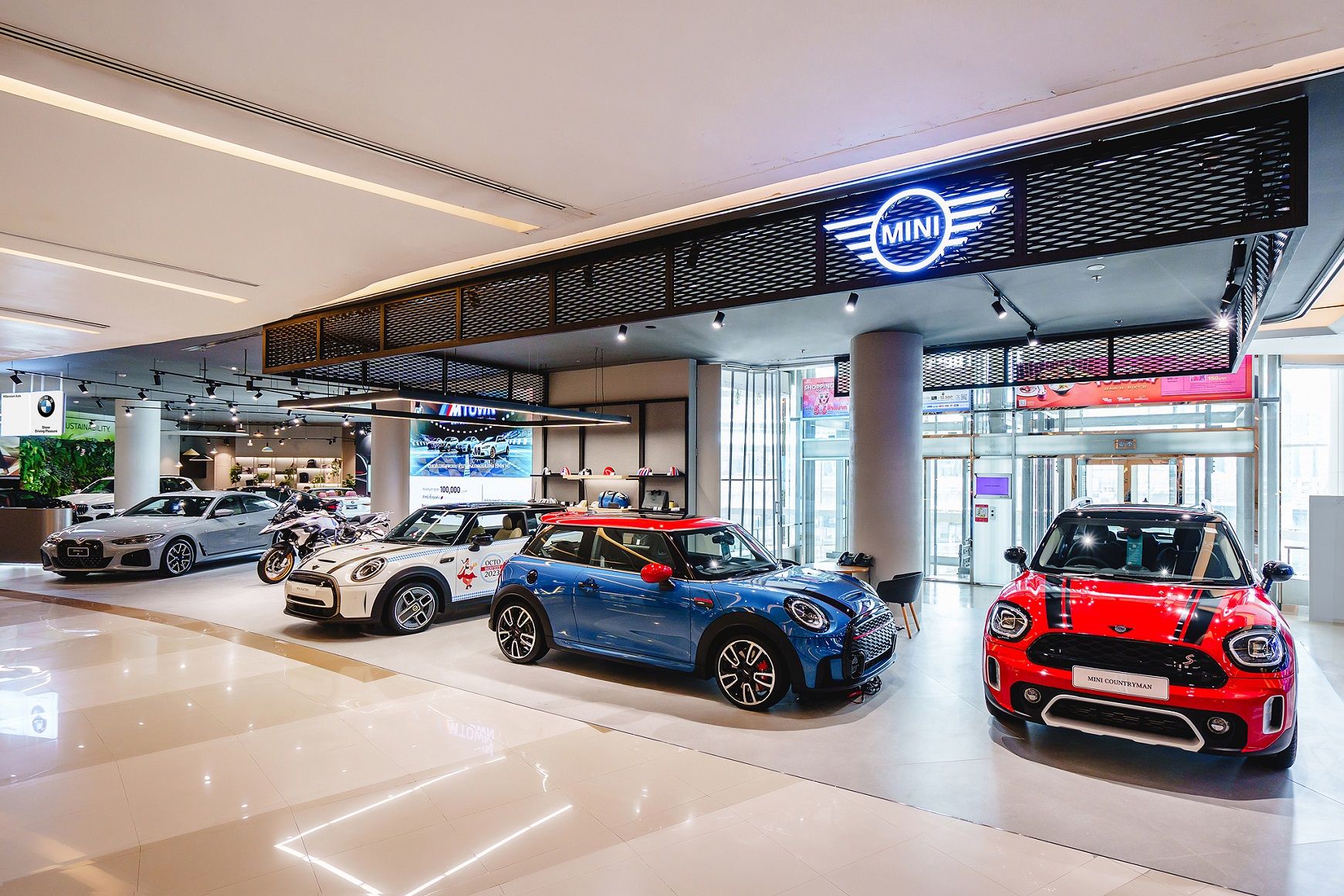 Millennium Auto Group เปิดโชว์รูม BMW ใจกลางกรุง ณ สยามพารากอน
