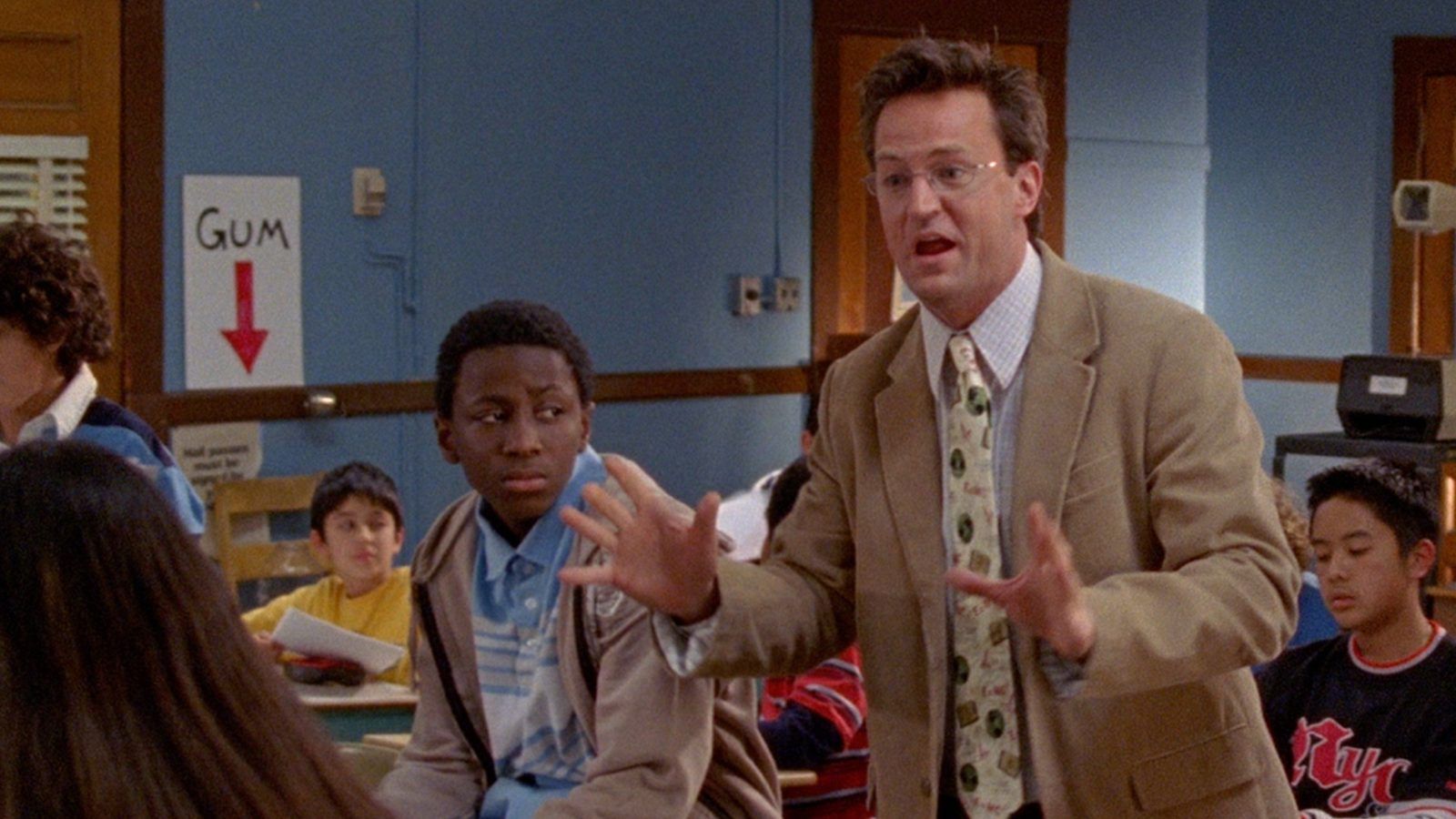 ย้อนดูผลงานของ Matthew Perry ในช่วงไพรม์ของชีวิต