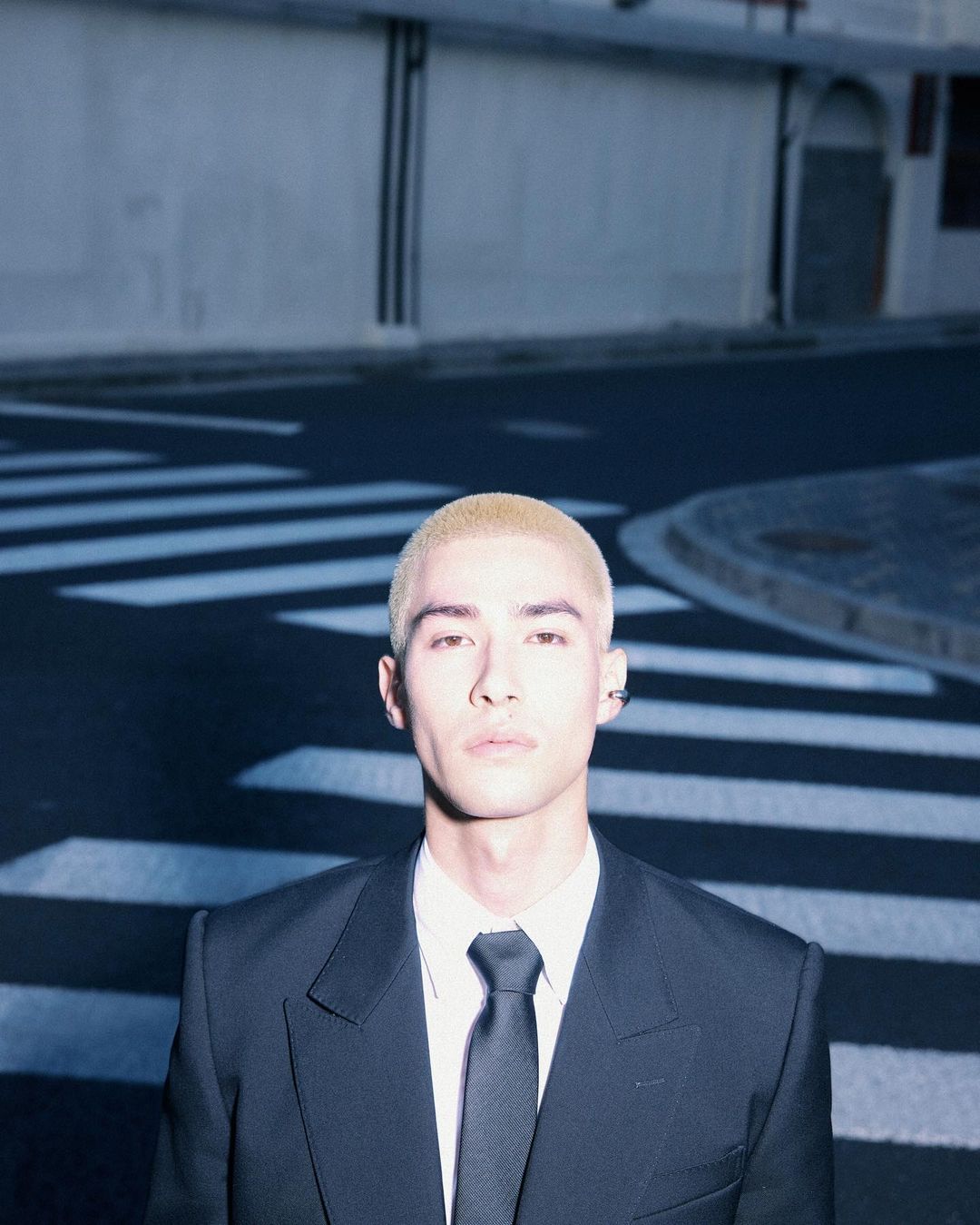 MIKA (Mika Hashizume) ศิลปินป๊อปใบหน้าเทพบุตร เปิดตัว Solo EP 'bleached'