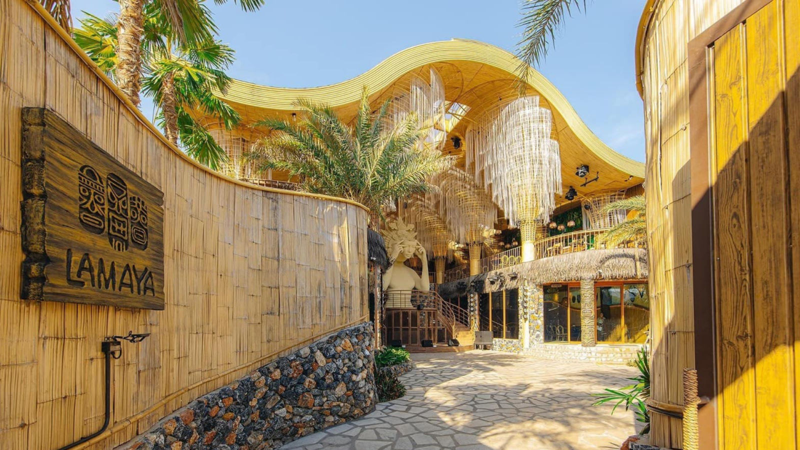ผจญภัยชนเผ่าเขาใหญ่ LAMAYA KHAOYAI JUNGLE CLUB & RESTAURANT