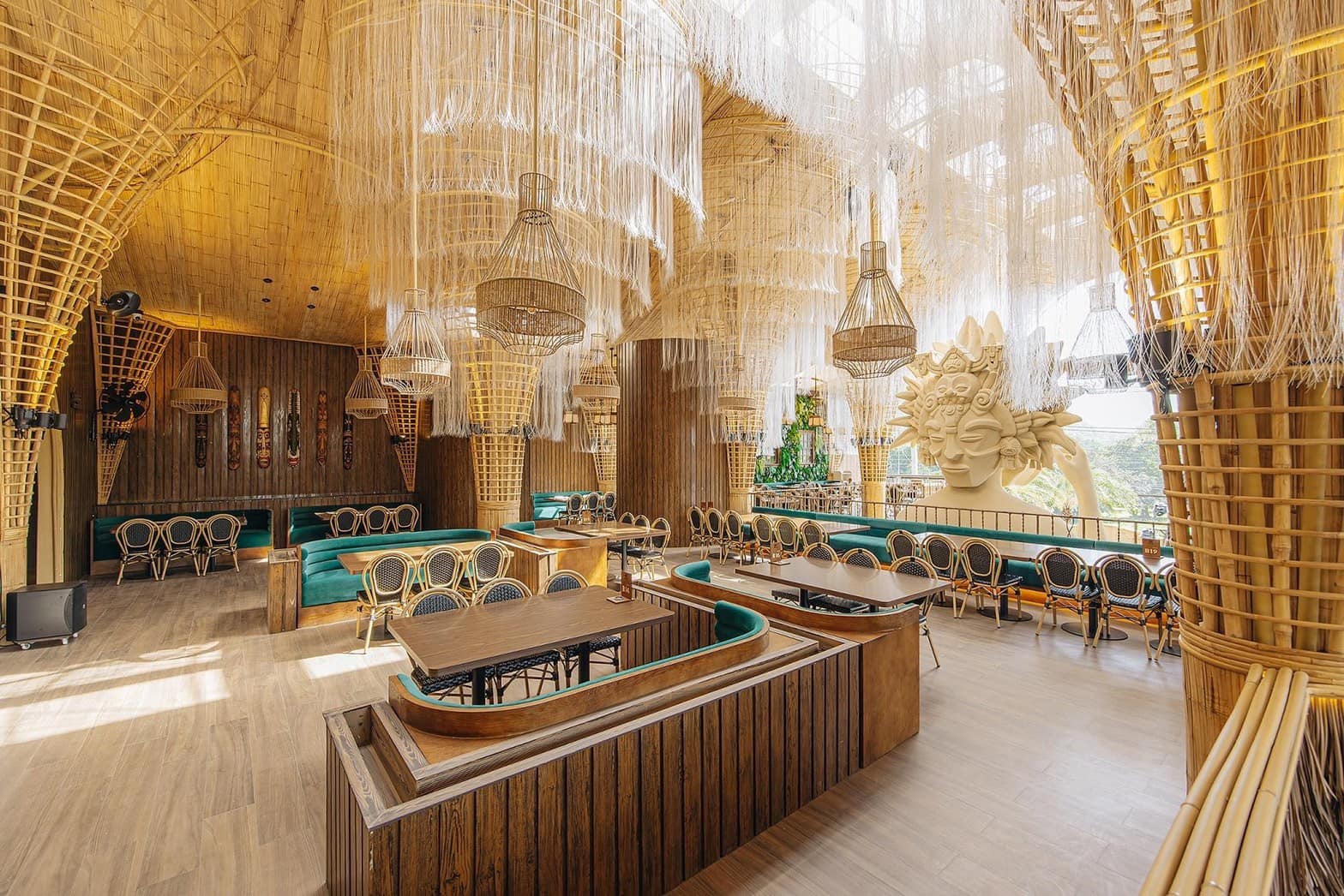 ผจญภัยชนเผ่าเขาใหญ่ LAMAYA KHAOYAI JUNGLE CLUB & RESTAURANT