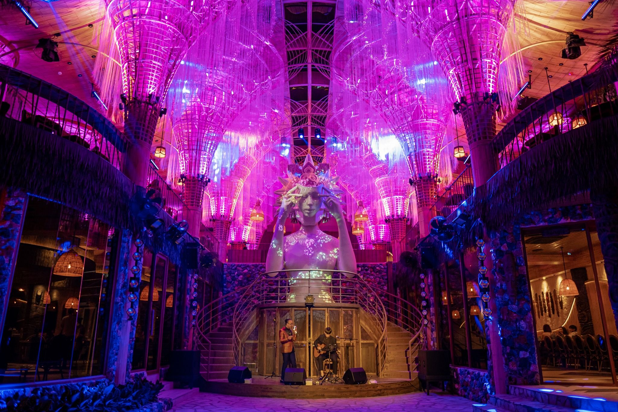 ผจญภัยชนเผ่าเขาใหญ่ LAMAYA KHAOYAI JUNGLE CLUB & RESTAURANT