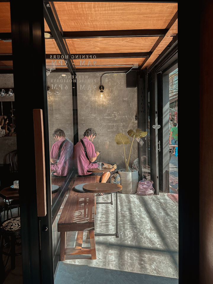 Songwat Coffee Roasters คาเฟ่กาแฟและโรงคั่ว กับสาขาใหม่ที่ใหญ่กว่าเดิม