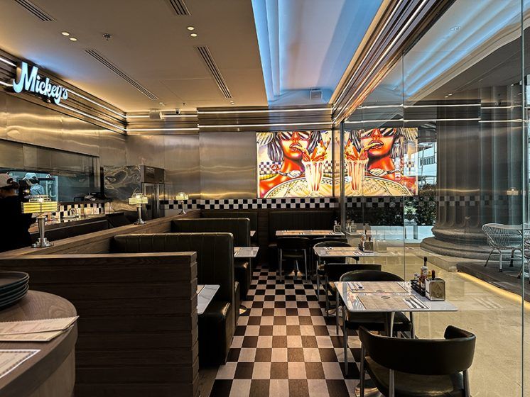 Mickey’s Diner อเมริกันไดเนอร์กลับมาเปิดแล้ว ที่ Gaysorn Amarin
