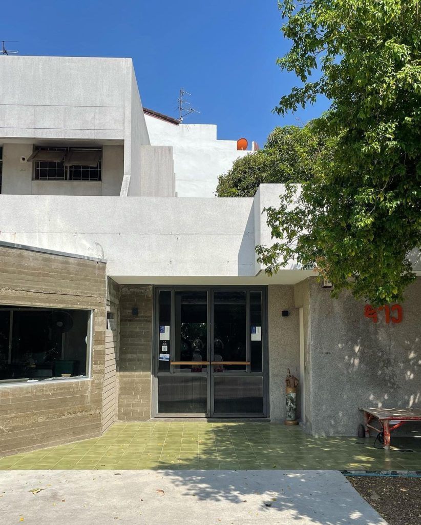 Zao ร้านอาหารชาวอีสาน ผ่านรสมือคุณยายชาวอุบลฯ วัย 80 ปี