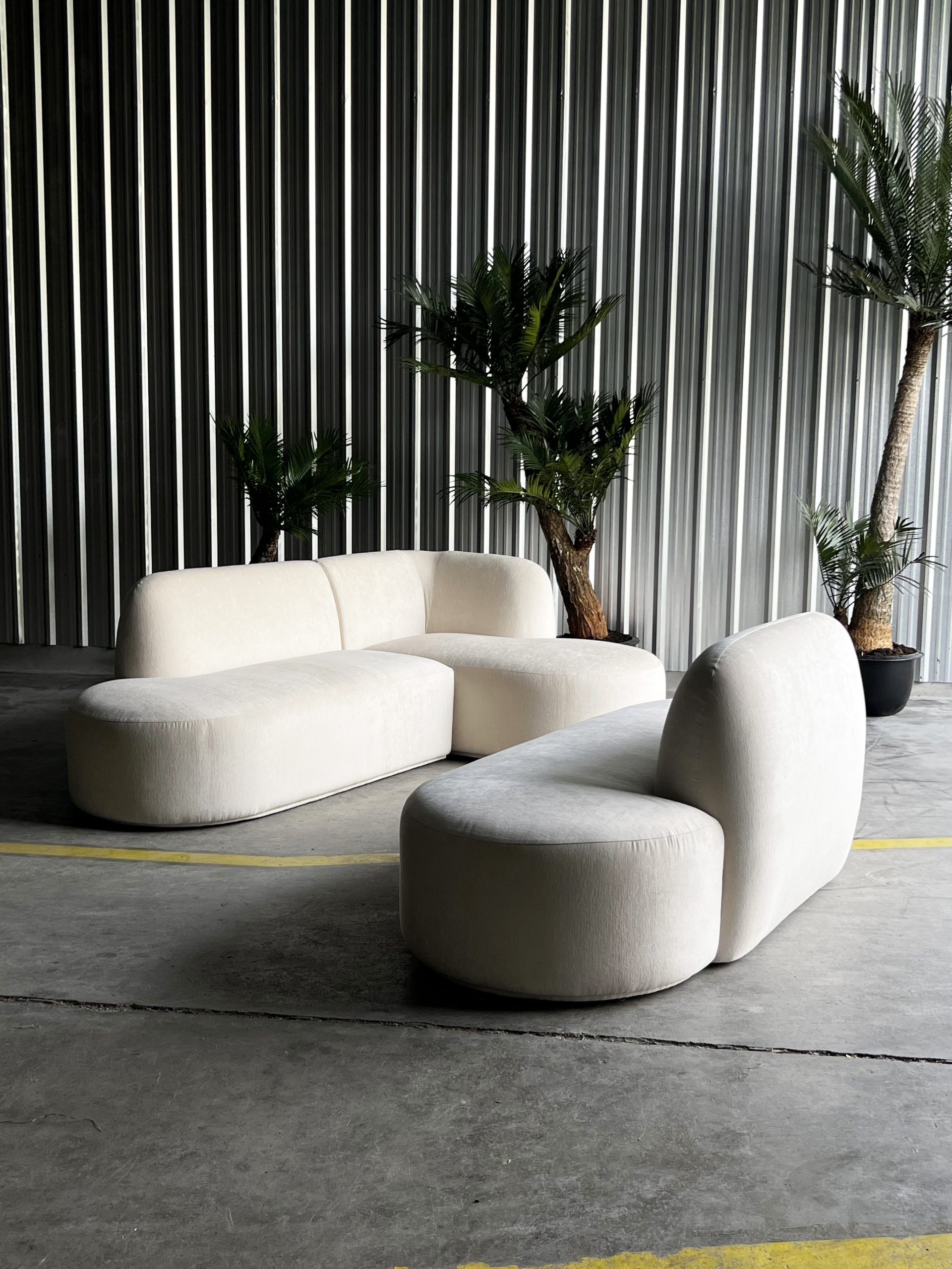 พาชมด้านในแฟล็กชิพแกลอรี่แห่งใหม่ของ Vertier แบรนด์เฟอร์นิเจอร์สัญชาติไทย