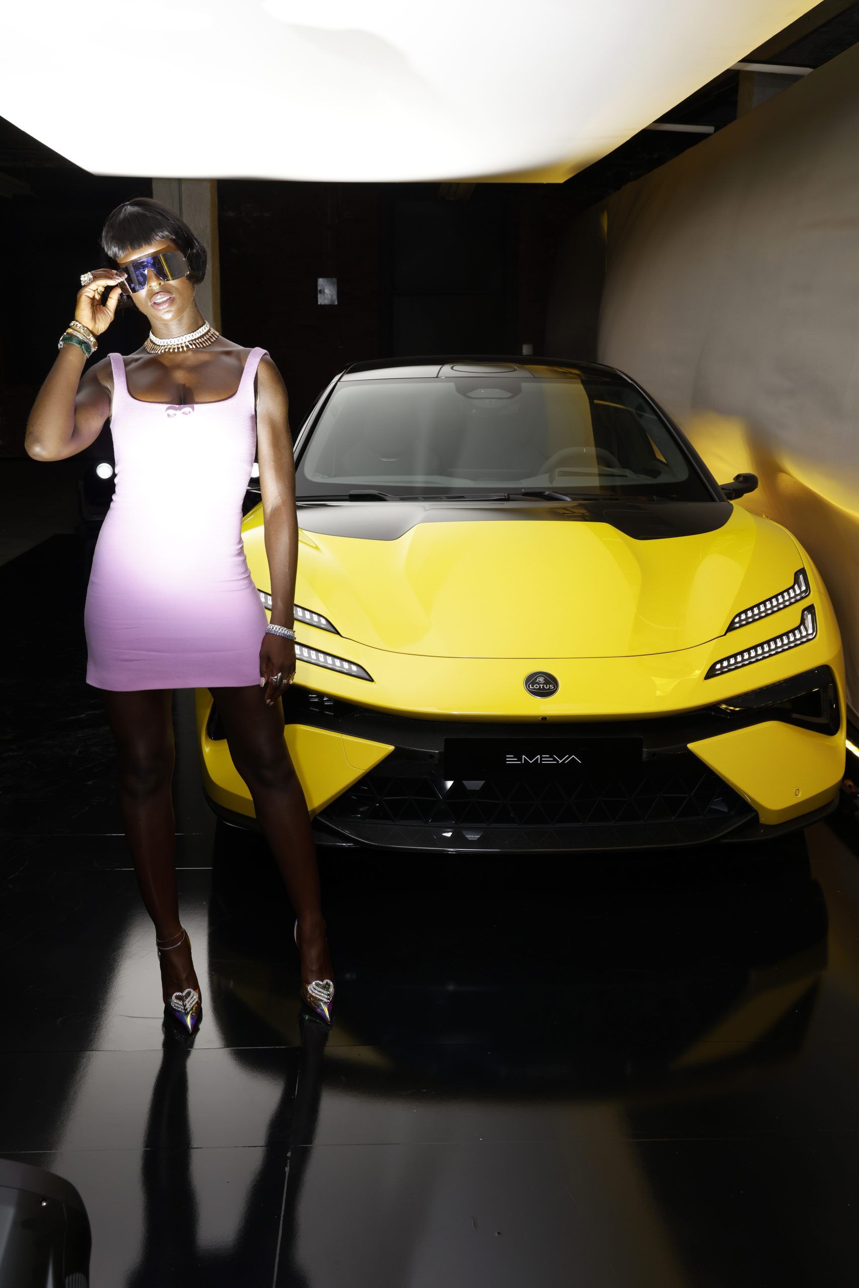 Lotus Emeya สปอร์ตซีดานไฟฟ้าเร็วสุดในโลก ทำไมถึงเร็วที่สุดในโลก