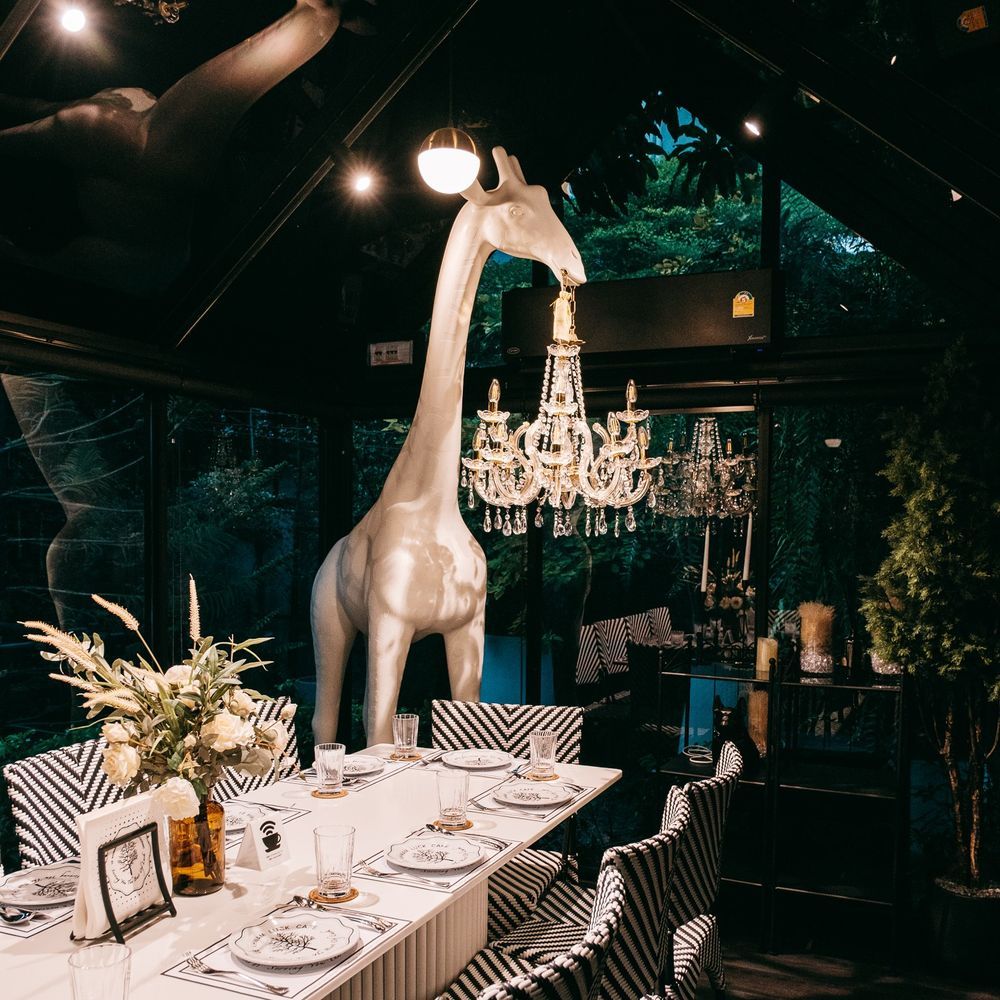 Le Khwam Luck Cafe Bar and Restaurant