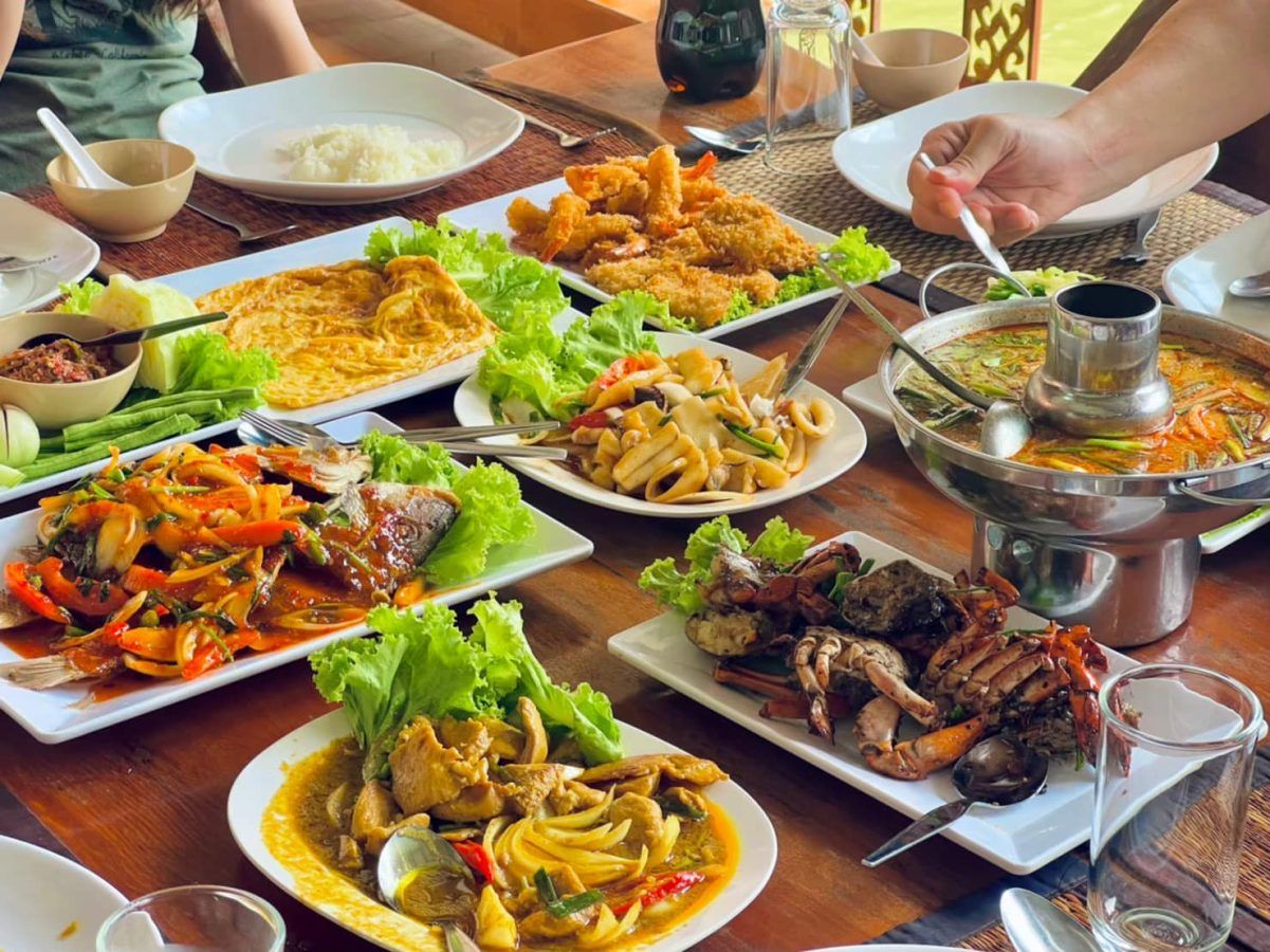 สัมผัสความงามสุดอลังการ จุดชมวิวเสม็ดนางชี กับทริป 2 วัน ที่คุณต้องไป ...