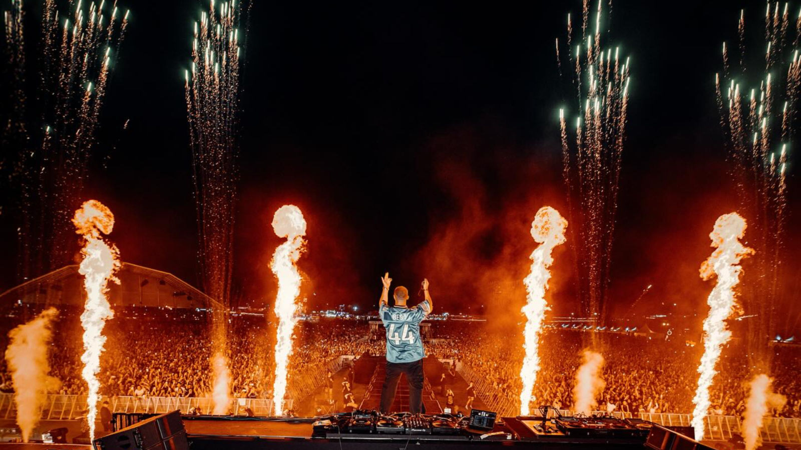 ทำความรู้จักและลิสต์เพลงฮิต DJ SNAKE ก่อนได้เจอตัวจริงในงานสงกรานต์ S2O