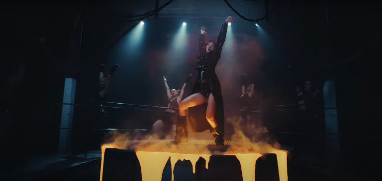 LISA – FXCK UP THE WORLD เพลงใหม่สุดเดือดจากตัวตน Vixi สุดดุดัน!