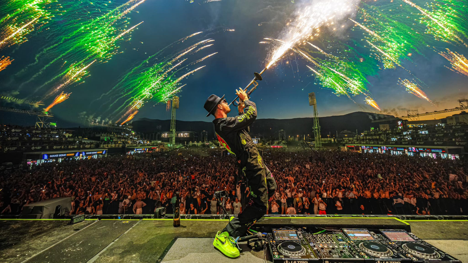 พาไปรู้จักดีเจอารมณ์ดี “Timmy Trumpet” ก่อนไปสนุกสุดเหวี่ยงที่งาน ‘S2O'