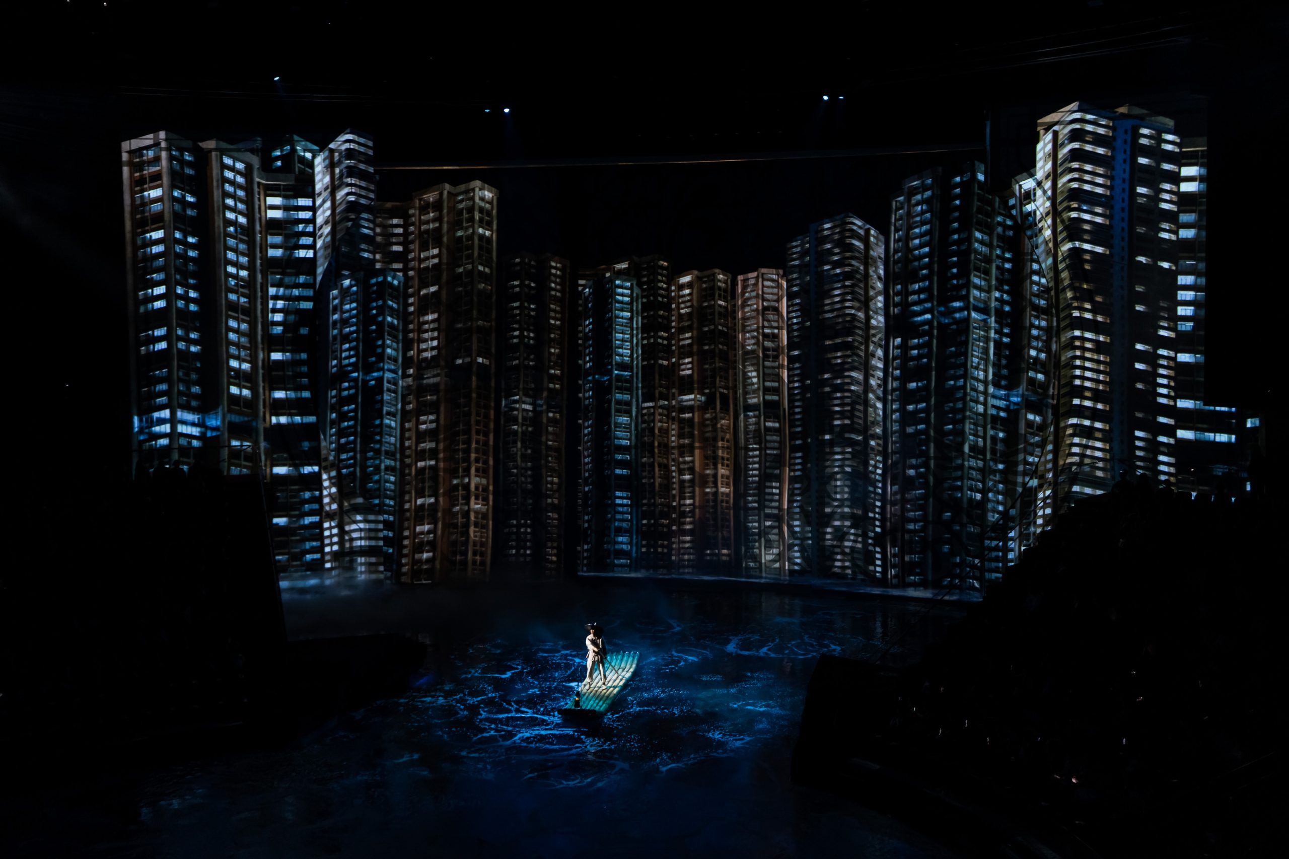 ตำนานบทใหม่ของโชว์ระดับโลก ‘House of Dancing Water’ หวนคืนเวทีอย่าง ...